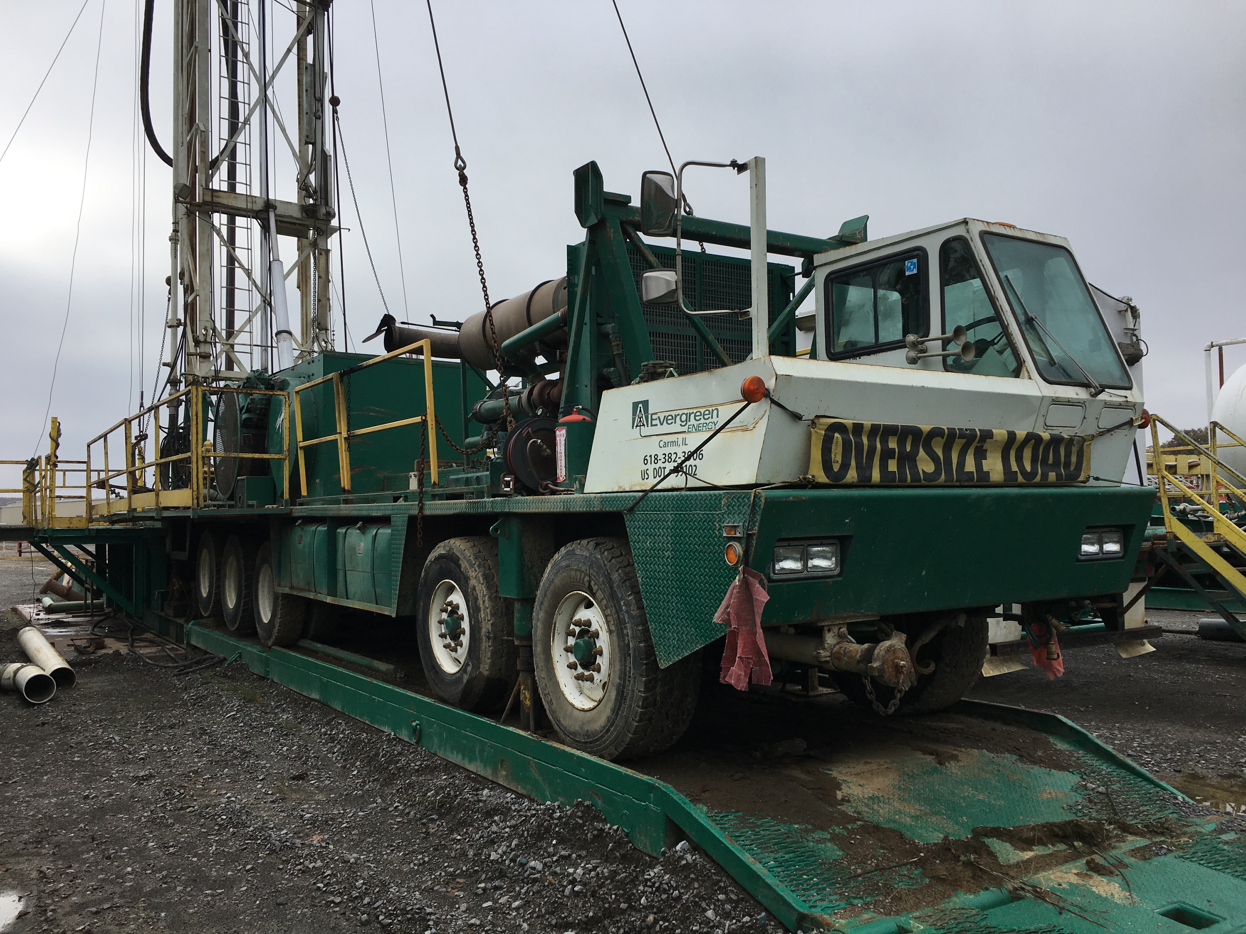 2006 Taylor C-400 Carrier Mounted Drilling Rig, 5-Axle Carrier, W/Cat C ...