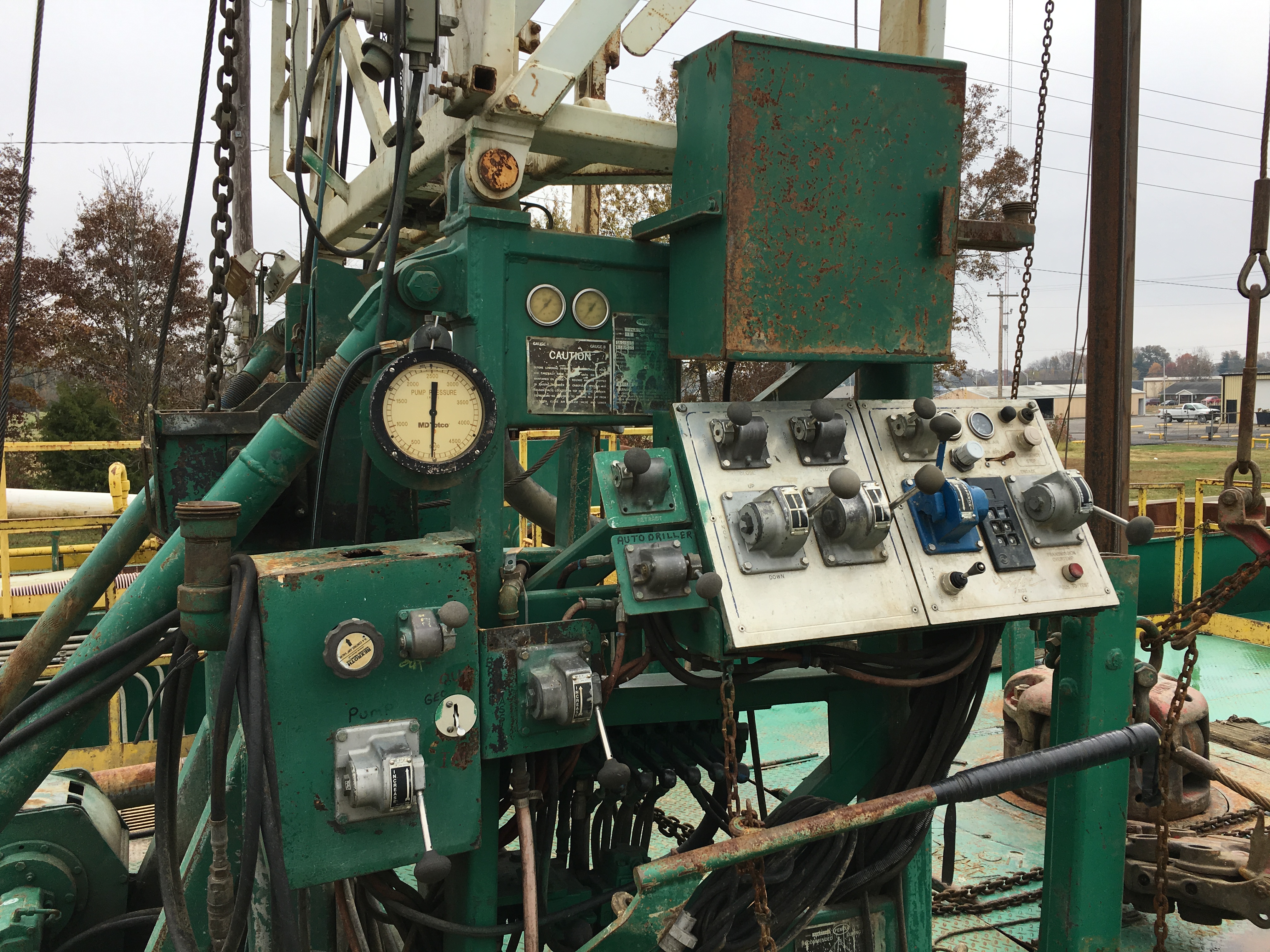 2006 Taylor C-400 Carrier Mounted Drilling Rig, 5-Axle Carrier, W/Cat C ...