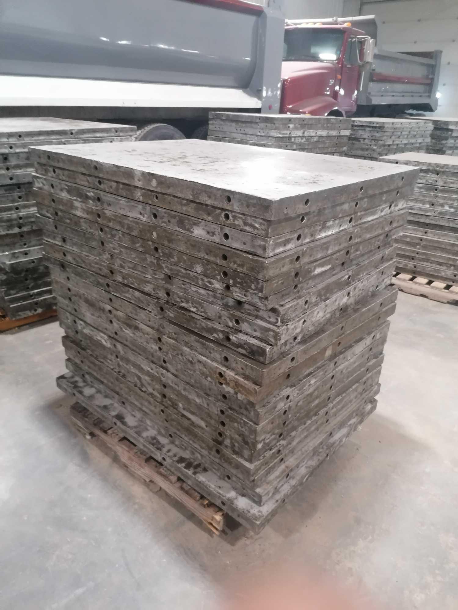 (20) 36" x 4' Western Aluminum Concrete Forms, Smooth 6-12 Hole Pattern ...