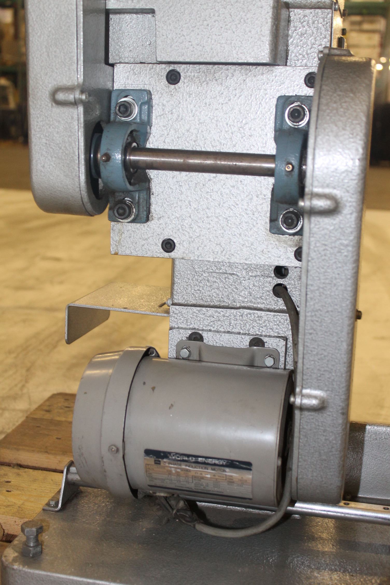 KANE-M APM-3000 SINGLE HEAD RIVETIER MACHINE, SINGLE CYCLE OPERATES IN ...