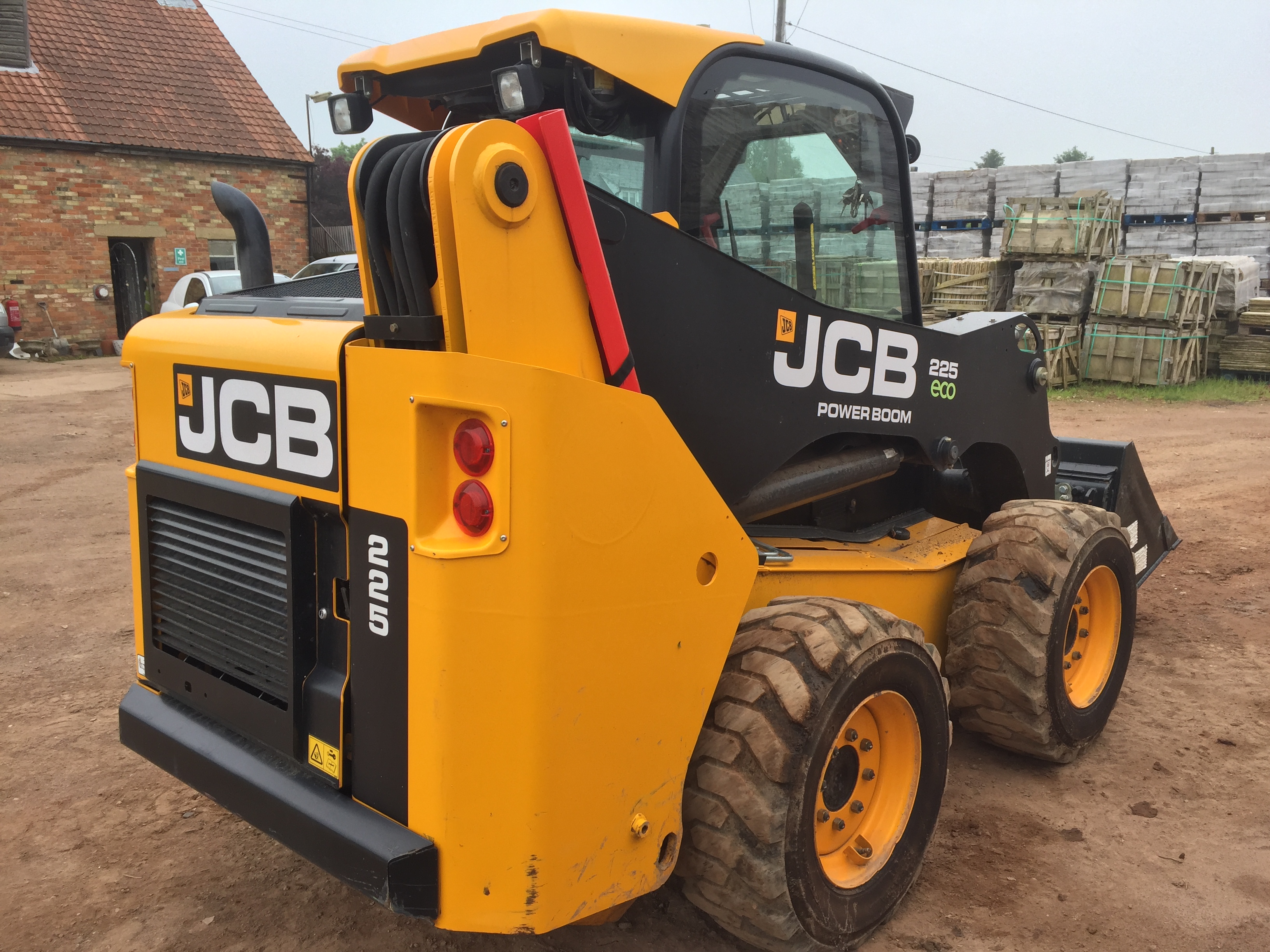 JCB SL225 Skidsteer, 2016 JCB 225 T4 Serial no: GEO225WRJG249021 Year: 2016