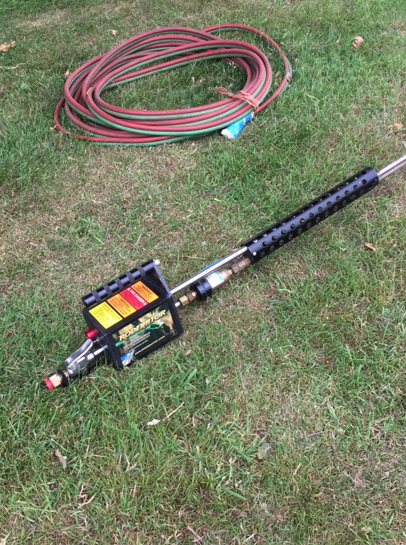 RODENATOR PRO DIRECT FROM FARM, APPEARS IN GOOD CONDITION WITH LITTLE USE