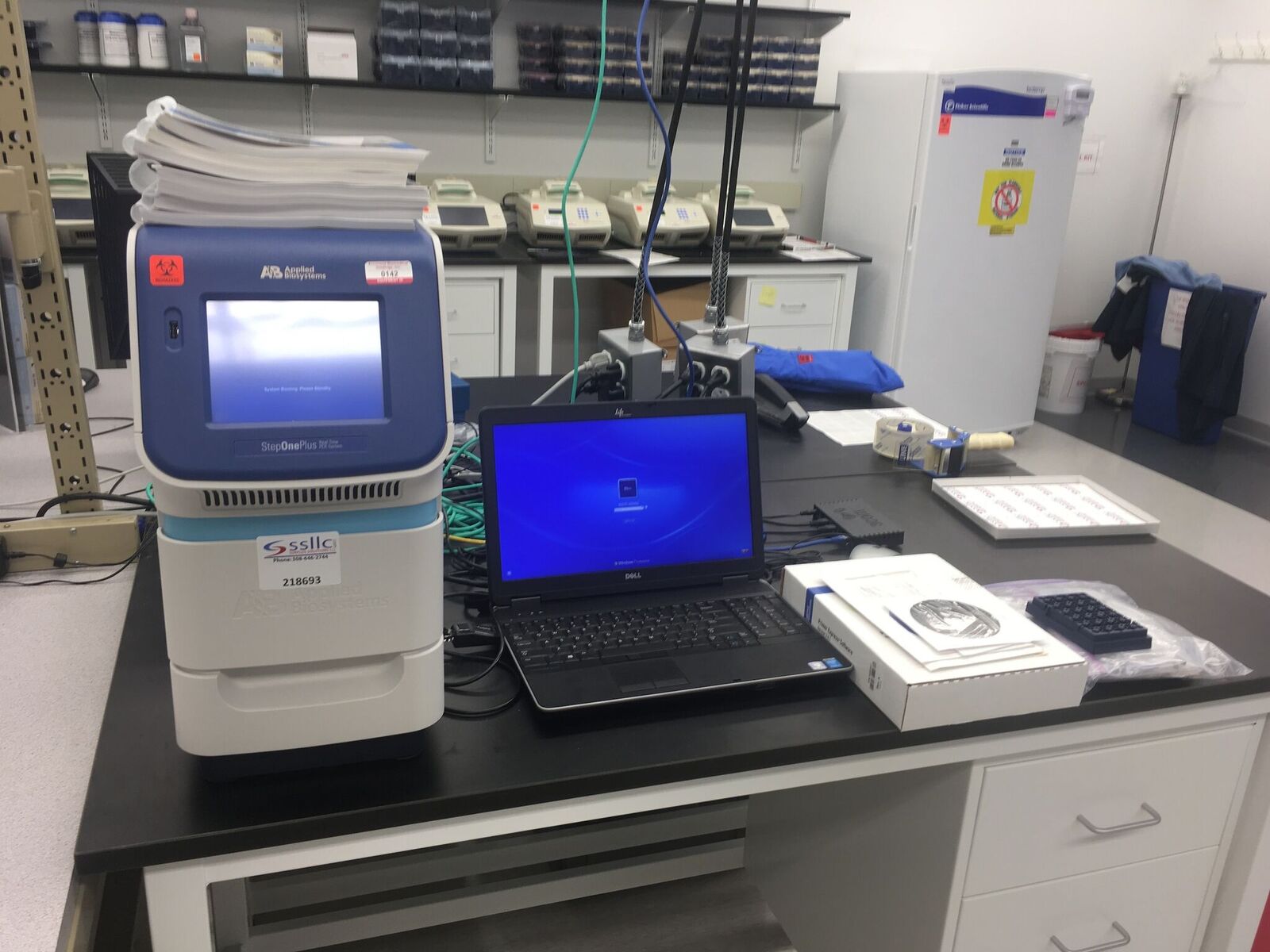 Applied Biosystems StepOnePlus Real-Time PCR System, Includes computer ...