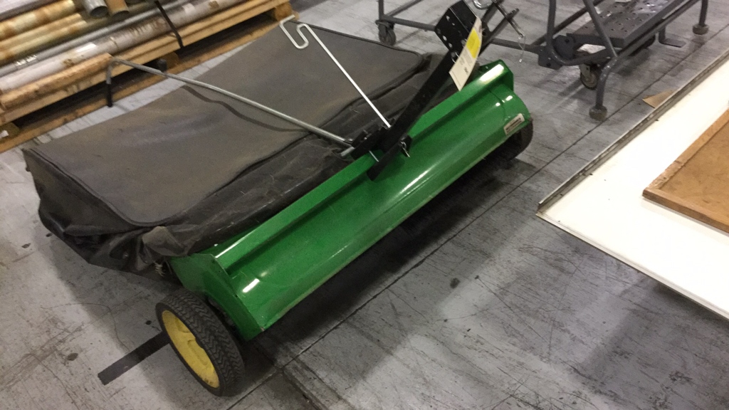 John Deere LP49038 Lawn Sweeper