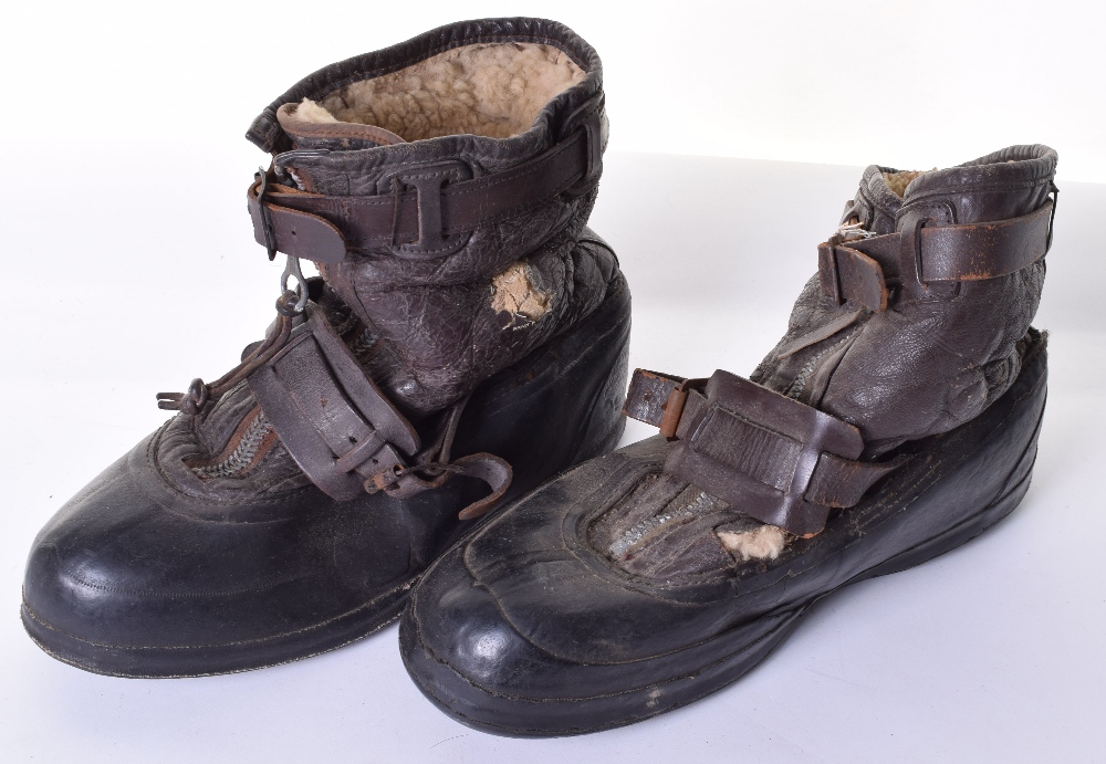 WW2 USAAF Type A6 Flying Boots, brown leather topped boots with black ...