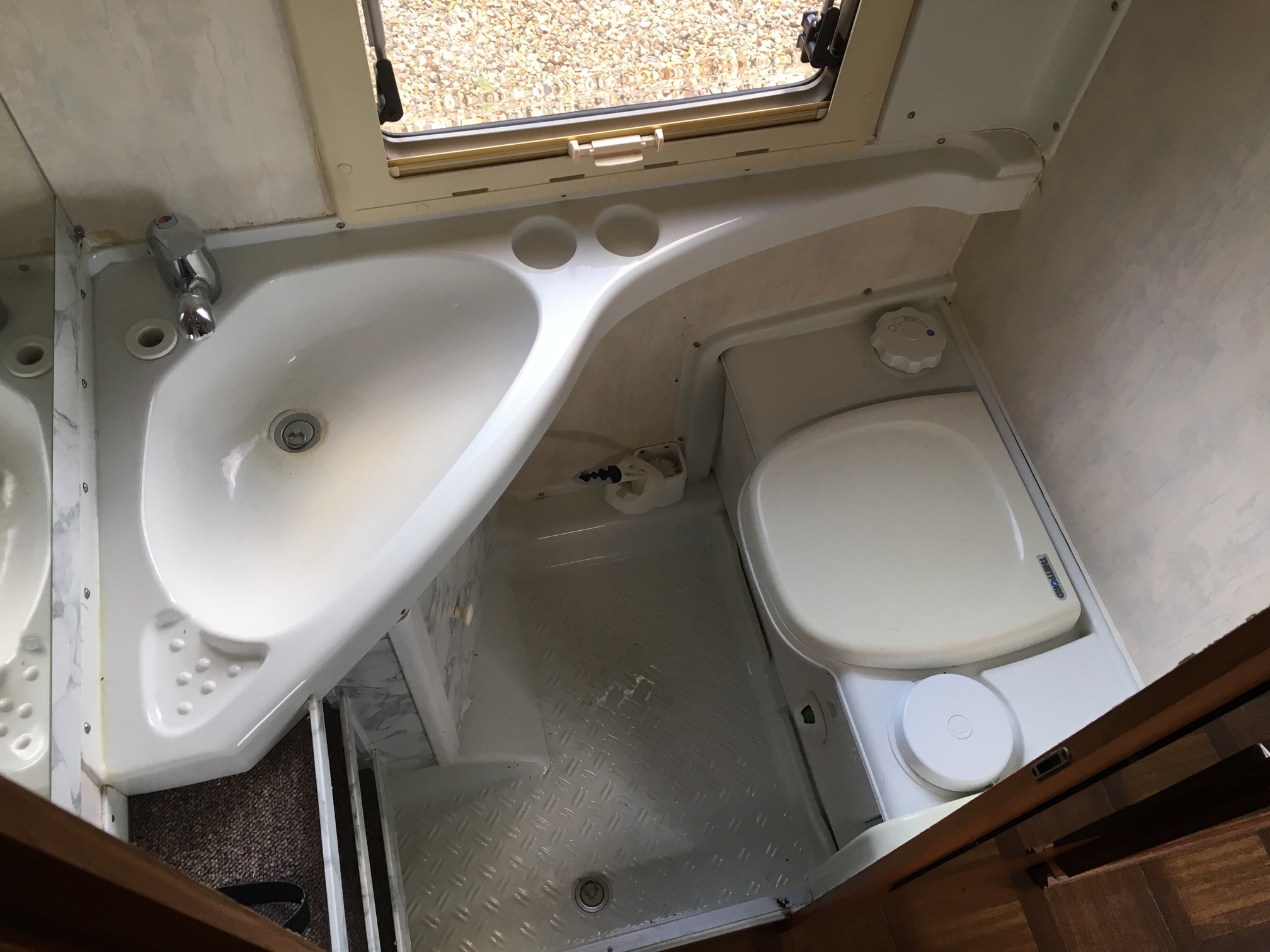 TO BE SOLD TO HIGHEST BIDDER: A-CLASS TABBERT FFB CLASSIC 570 MOTORHOME ...