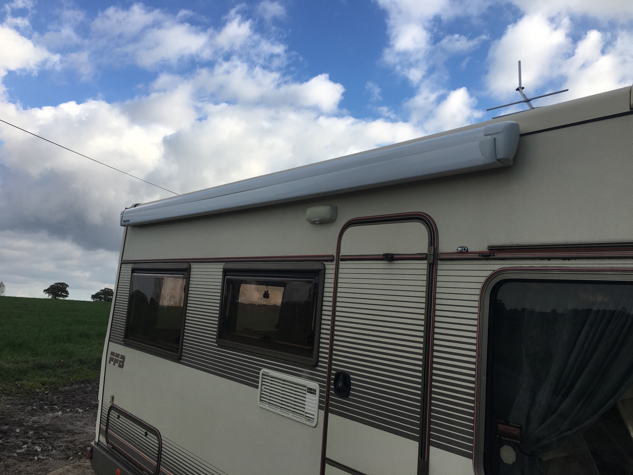 TO BE SOLD TO HIGHEST BIDDER: A-CLASS TABBERT FFB CLASSIC 570 MOTORHOME ...