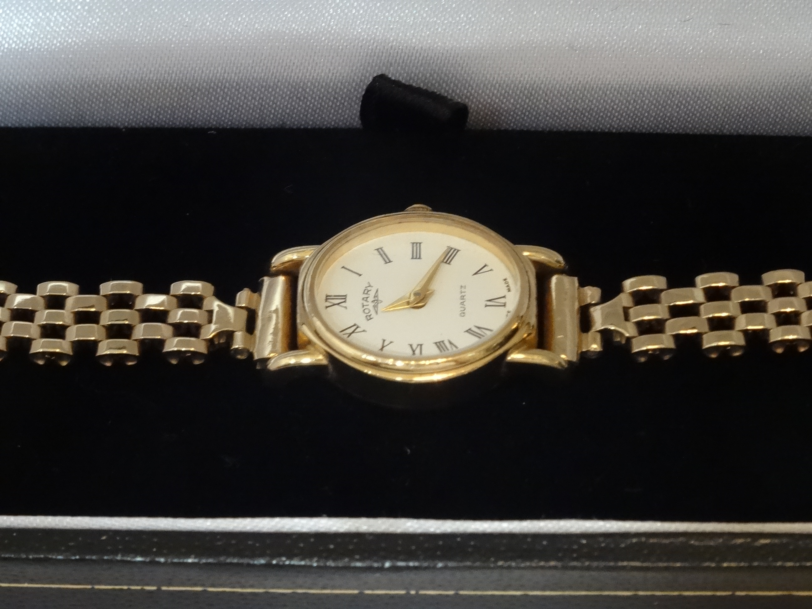 9 Carat Yellow Gold Ladies Rotary Watch. Solid 9 Carat Gold Bracelet ...