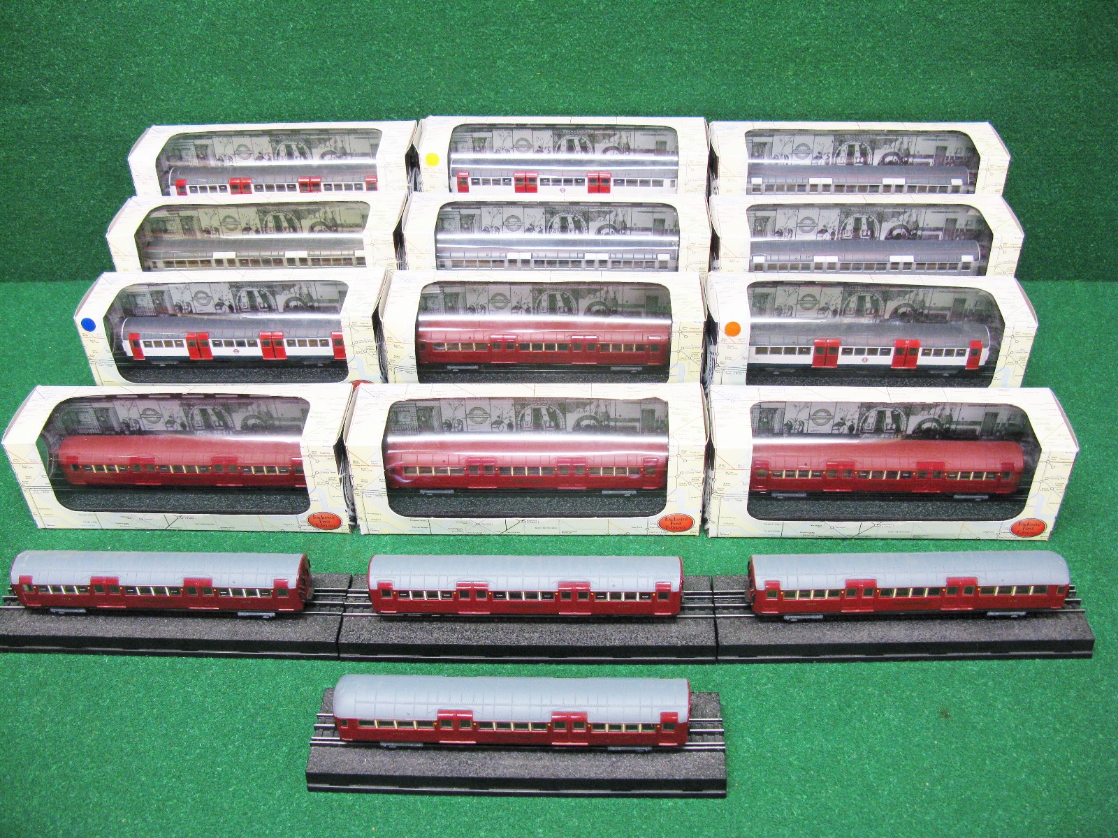 EFE London Underground train models to comprise: four 1959 Central Line ...