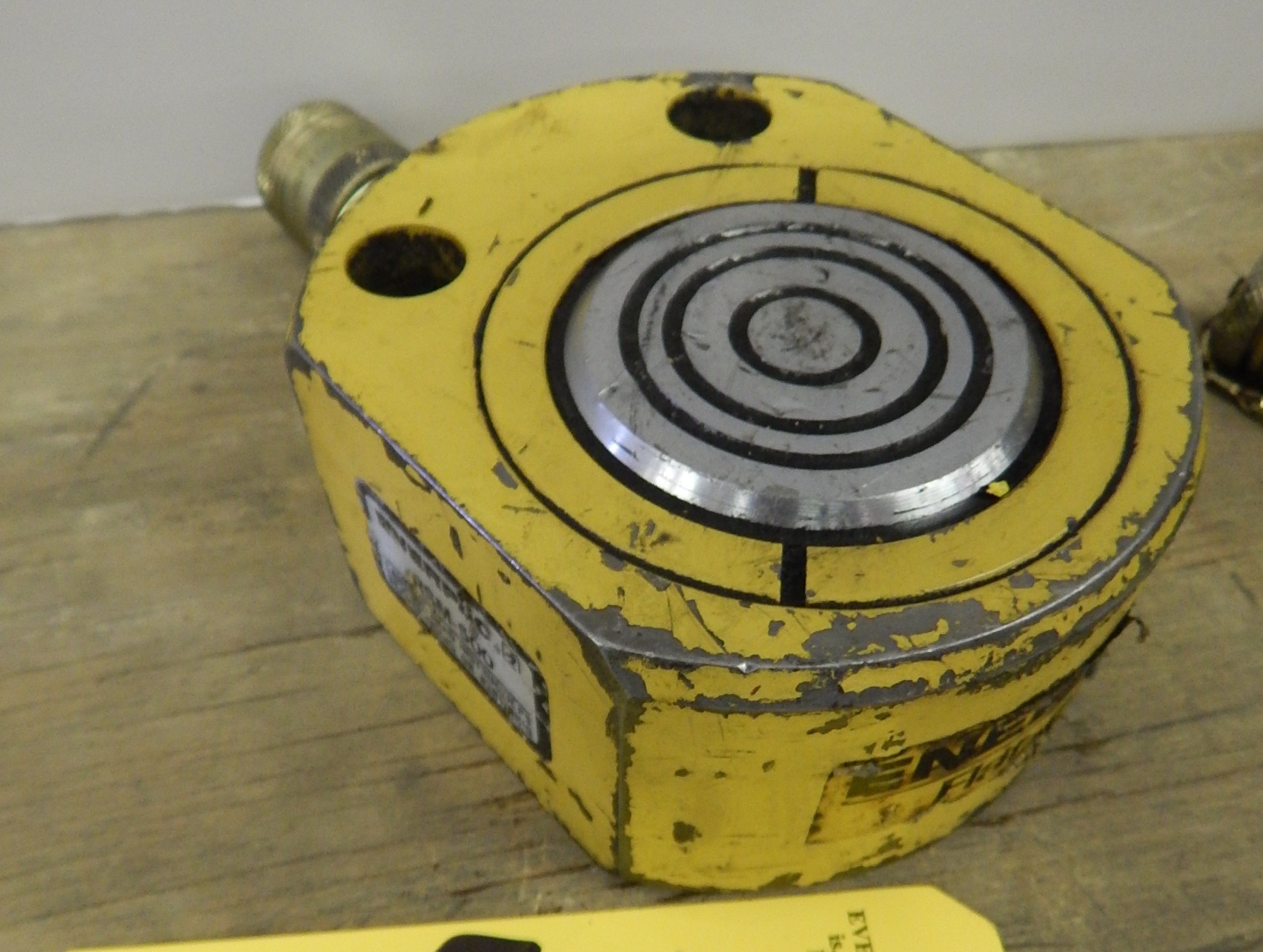 { Choice of lots: 261, 262, 263, 264, 265 } Enerpac RSM-500 Hydraulic ...