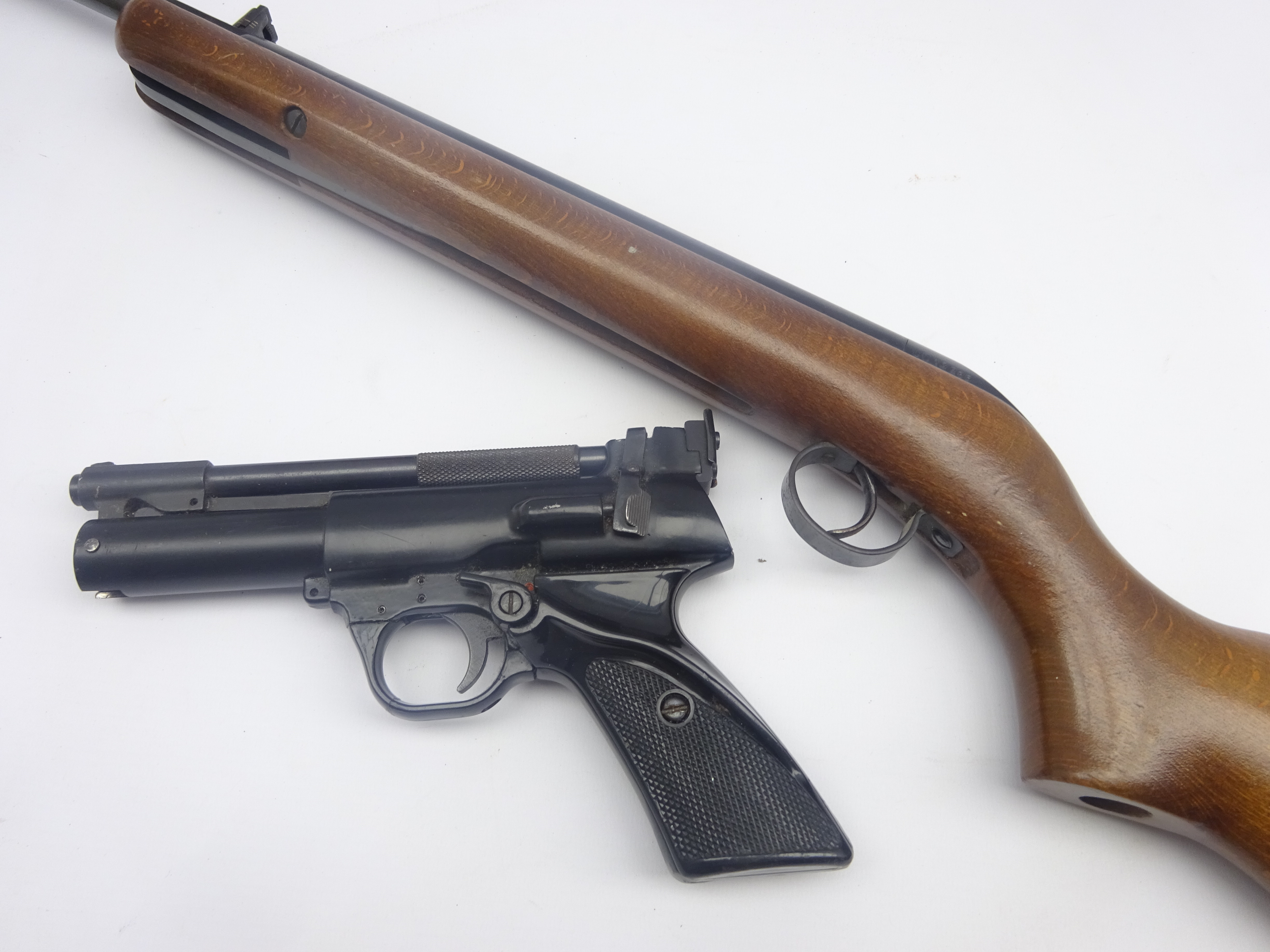 BSA Cadet Major .177 air rifle, serial no. CC13286 L108cm and .22-5.6 ...