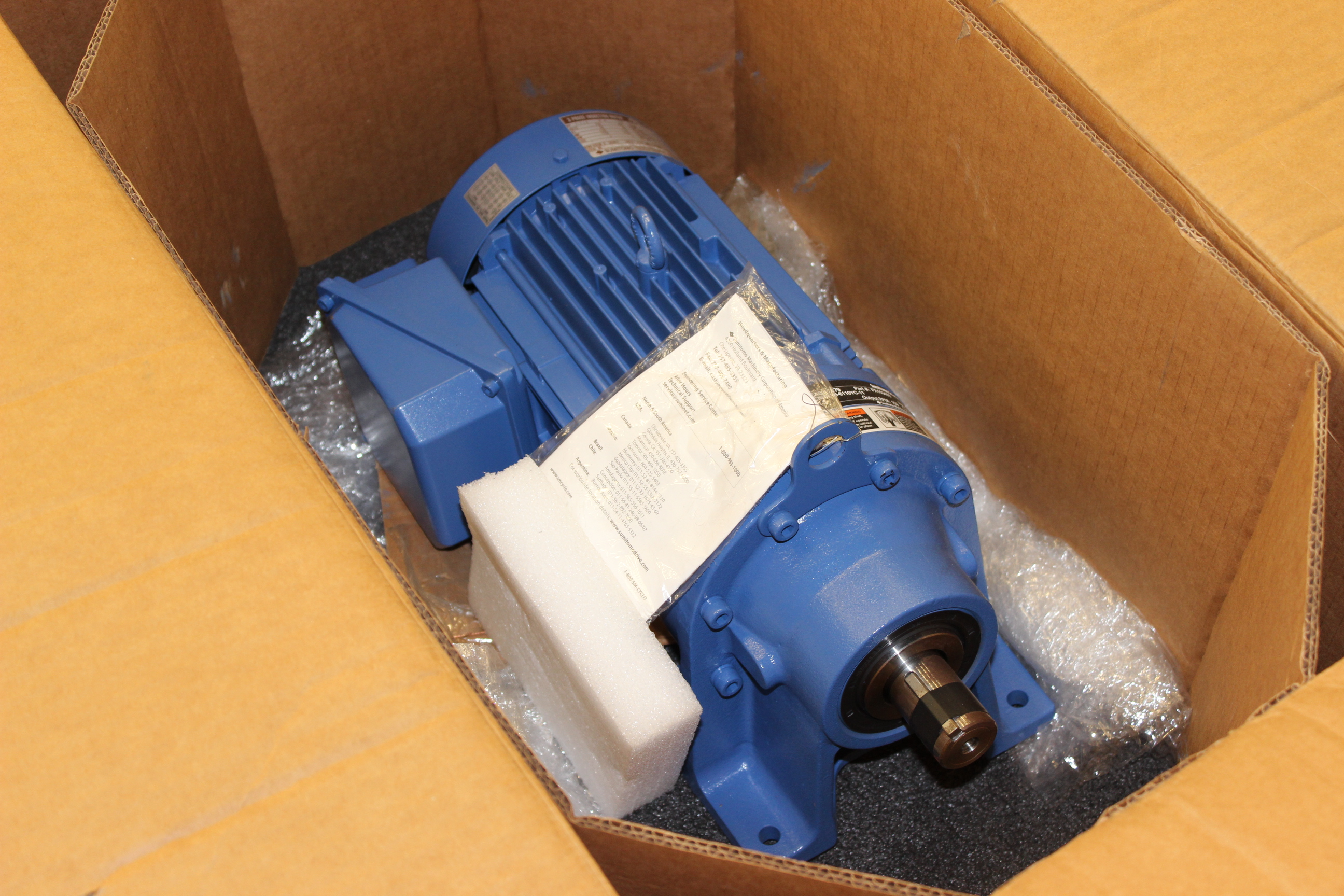 SUMITOMO 3 PHASE INDUCTION MOTOR, TYPE: TC-FX FRAME: V-90S. HP: 1.5 ...