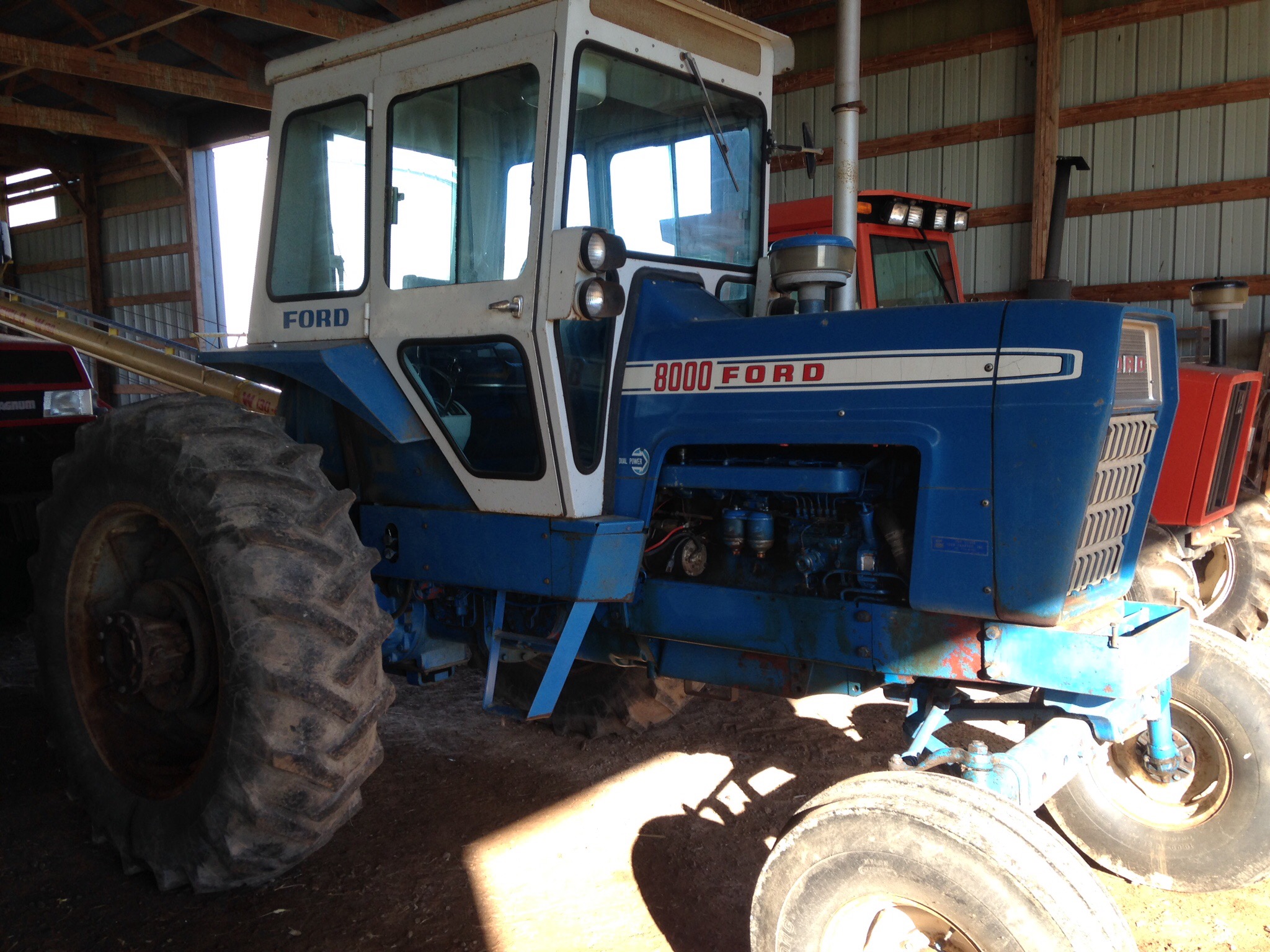 Ford 8000 Tractor w cab 4067 hours