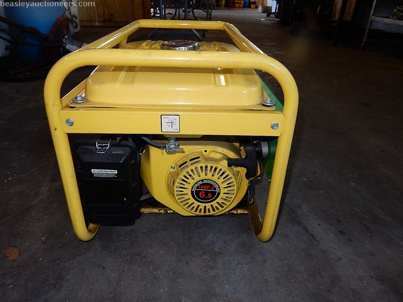 John Deere portable electric generator. Model # 7000E. 7Kw, key start.