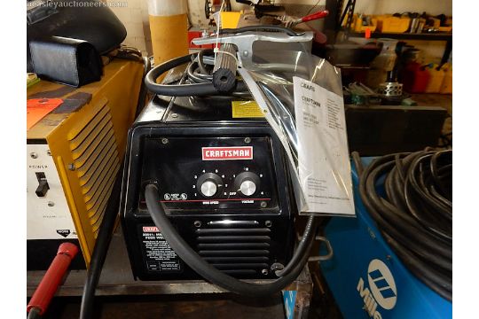 Craftsman wire feed MIG welder. Model # 934.205111. 120V