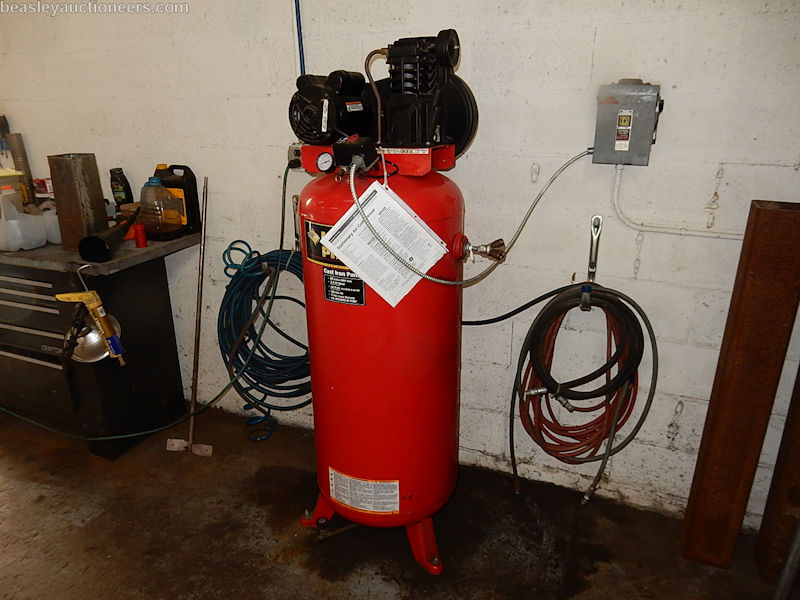 Husky Pro air compressor. 60 gallon tank, cast iron pump. 3.2HP 135 psi ...