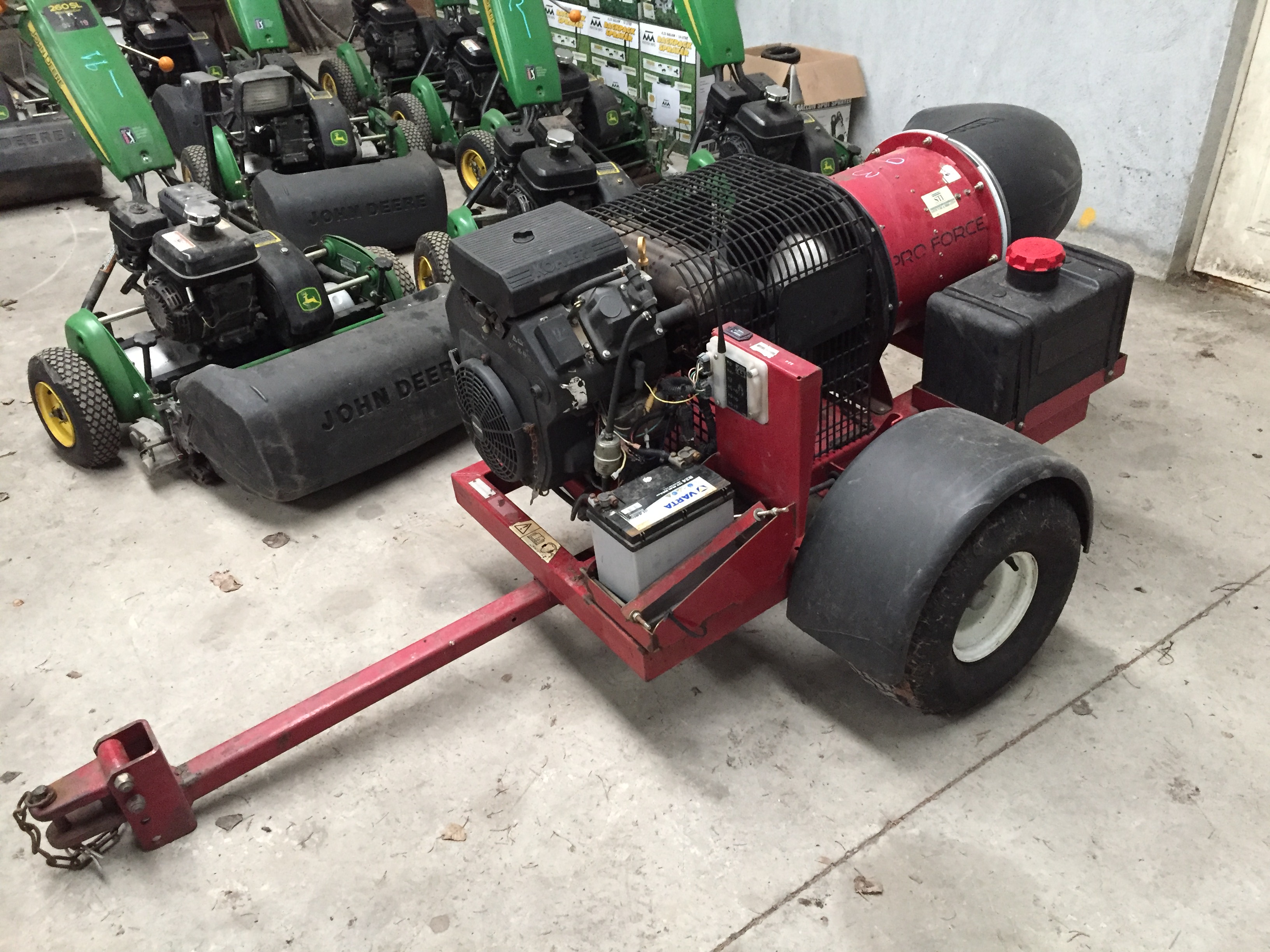 Toro Proforce Trailerd Petrol Blower c/w Remote Control 794Hrs SN ...