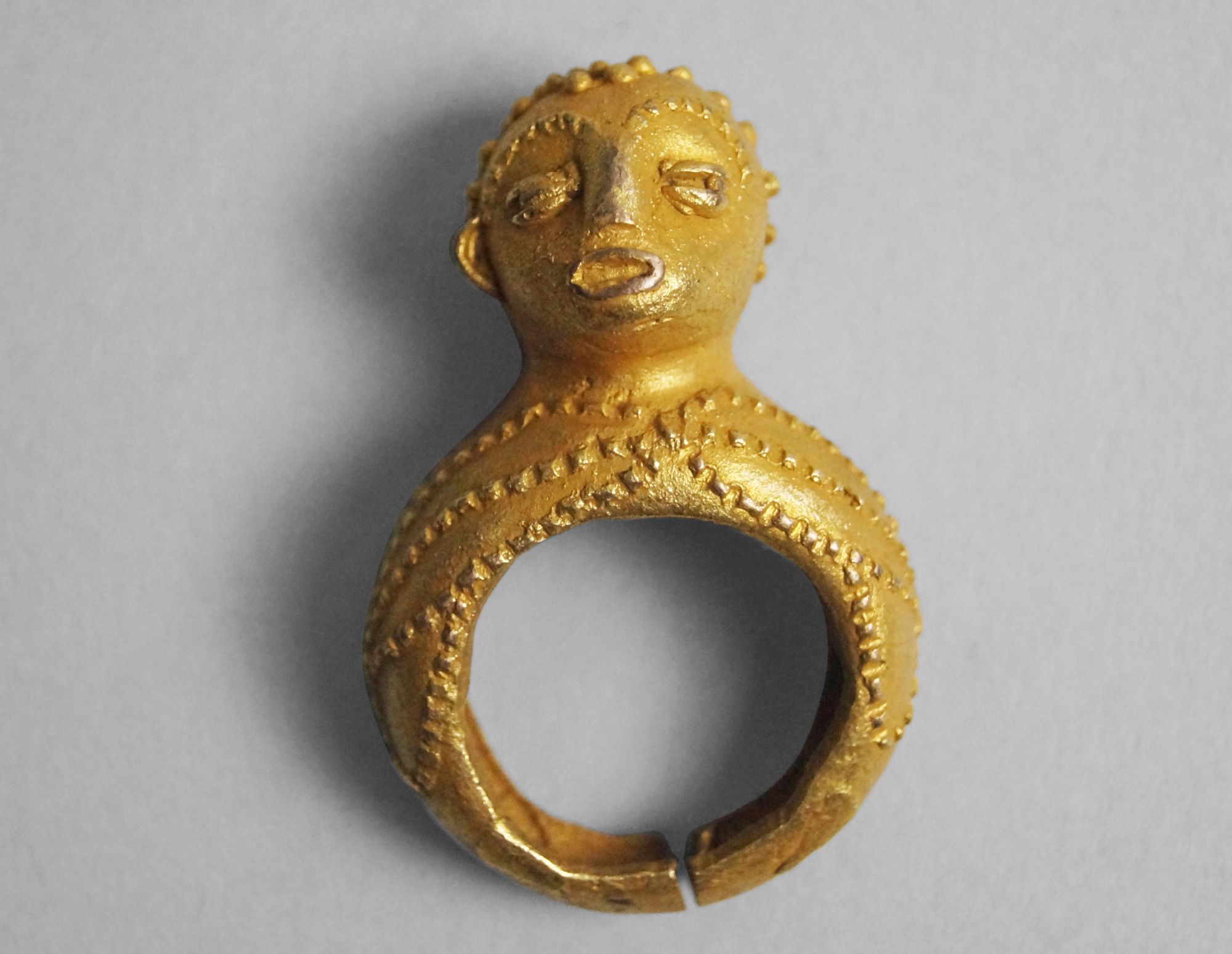 An African tribal gold ring, Ivory Coast, early/mid 20th century ...