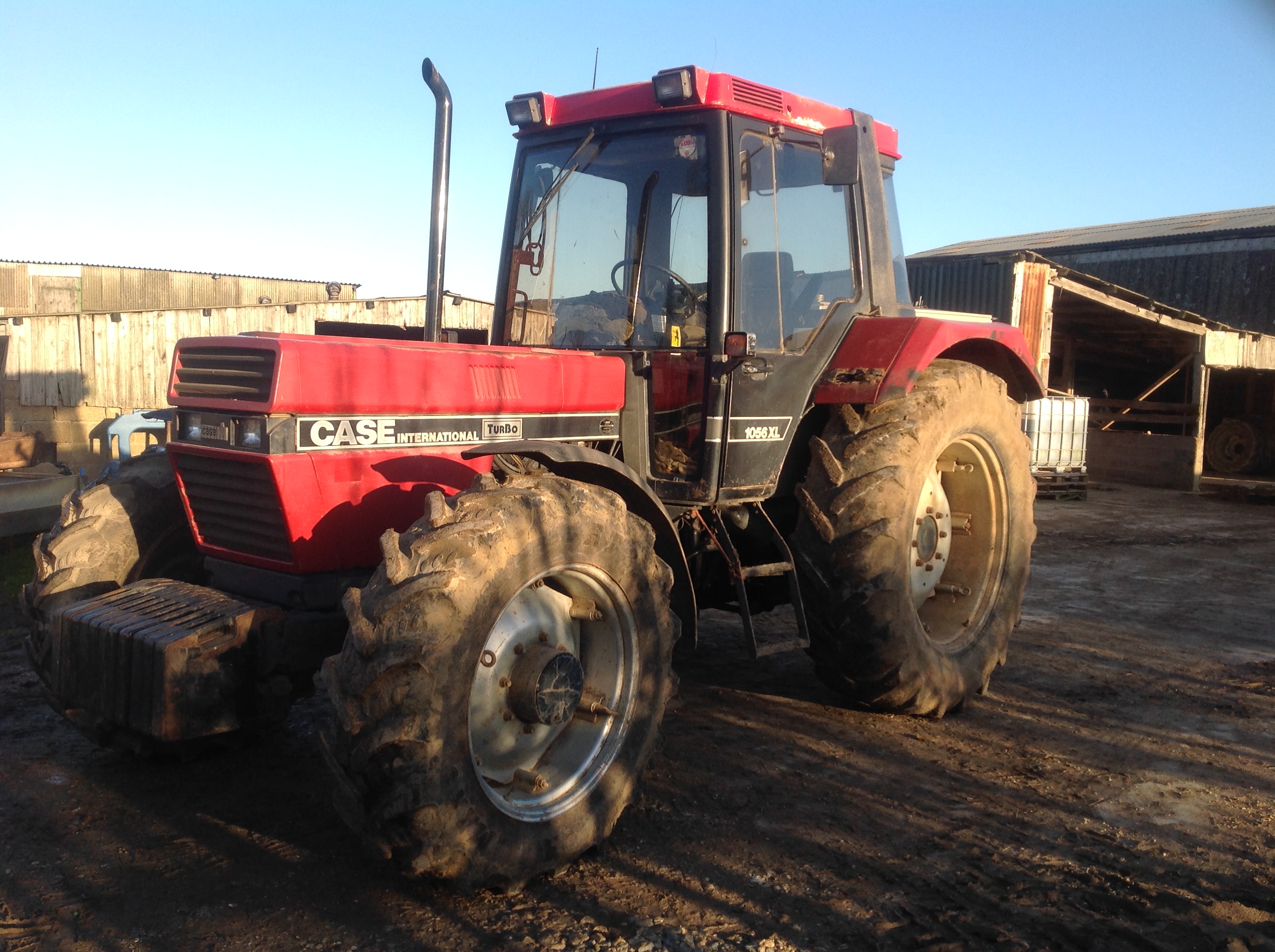 1992 Case International 1056 XL Tractor. 4WD, full set of Front weights ...