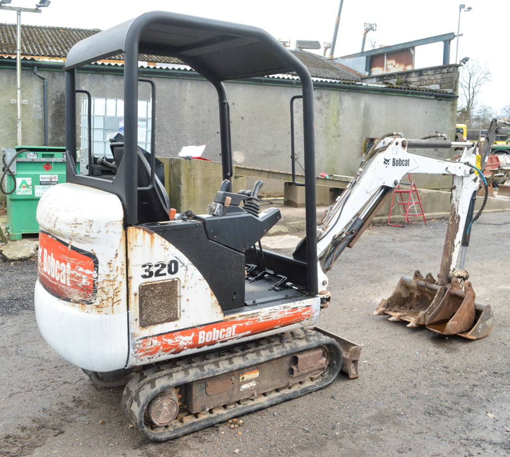 Bobcat 320 1.5 tonne rubber tracked mini excavator Year: S/N: Recorded ...