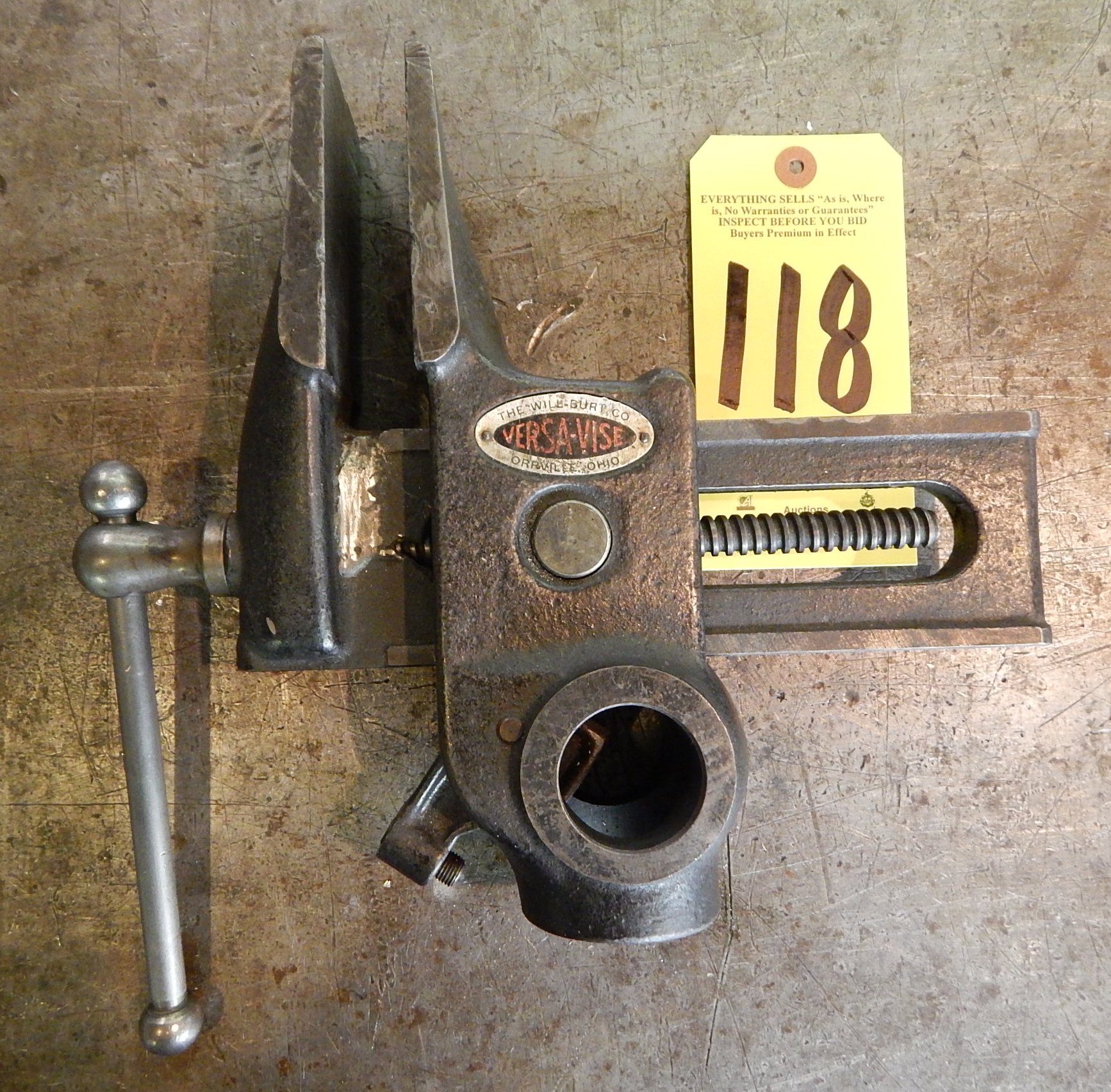 Will-Burt Versa-Vise