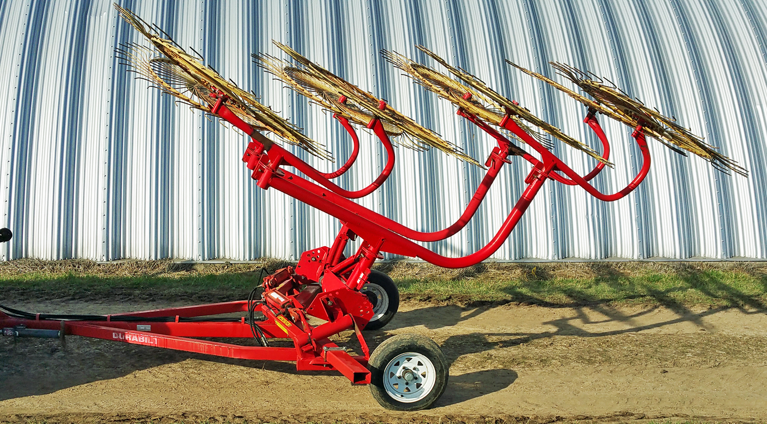 Durabilt 8-wheel v-hay rake on caddy