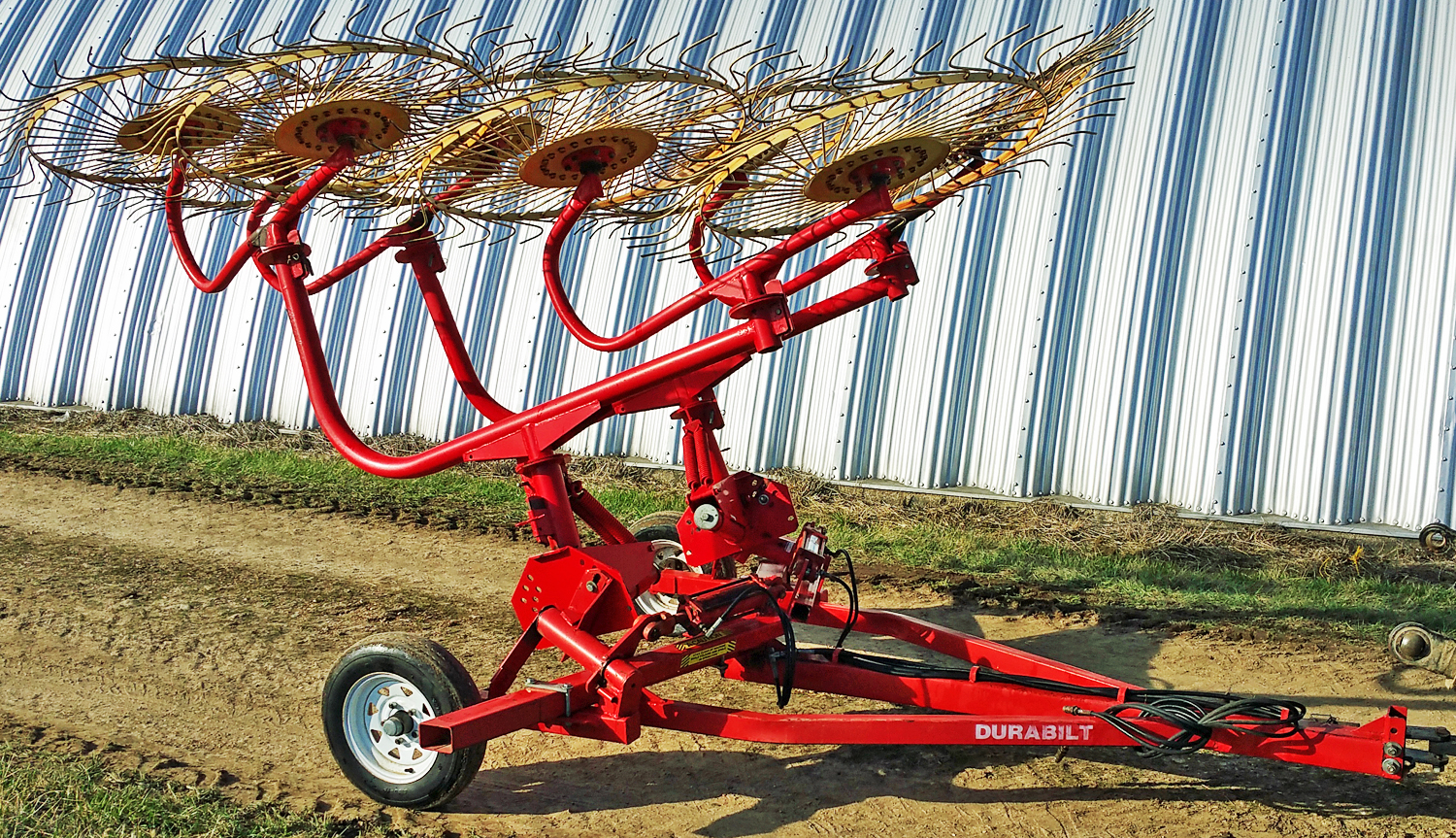 Durabilt 8-wheel v-hay rake on caddy