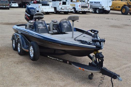 RANGER 519VX 19' Fishing Boat, 200HP Mercury Gas Motor, Trolling Motor ...