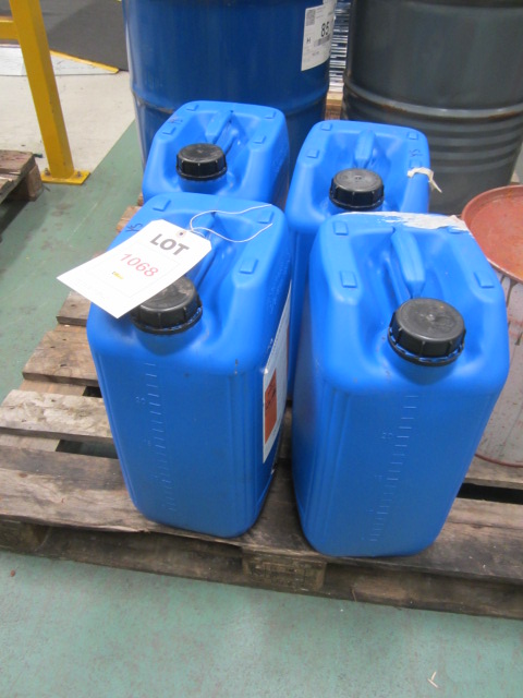 4 - Chemetall 25kg Gardobond additive H7180/I - Lift out charge to be ...