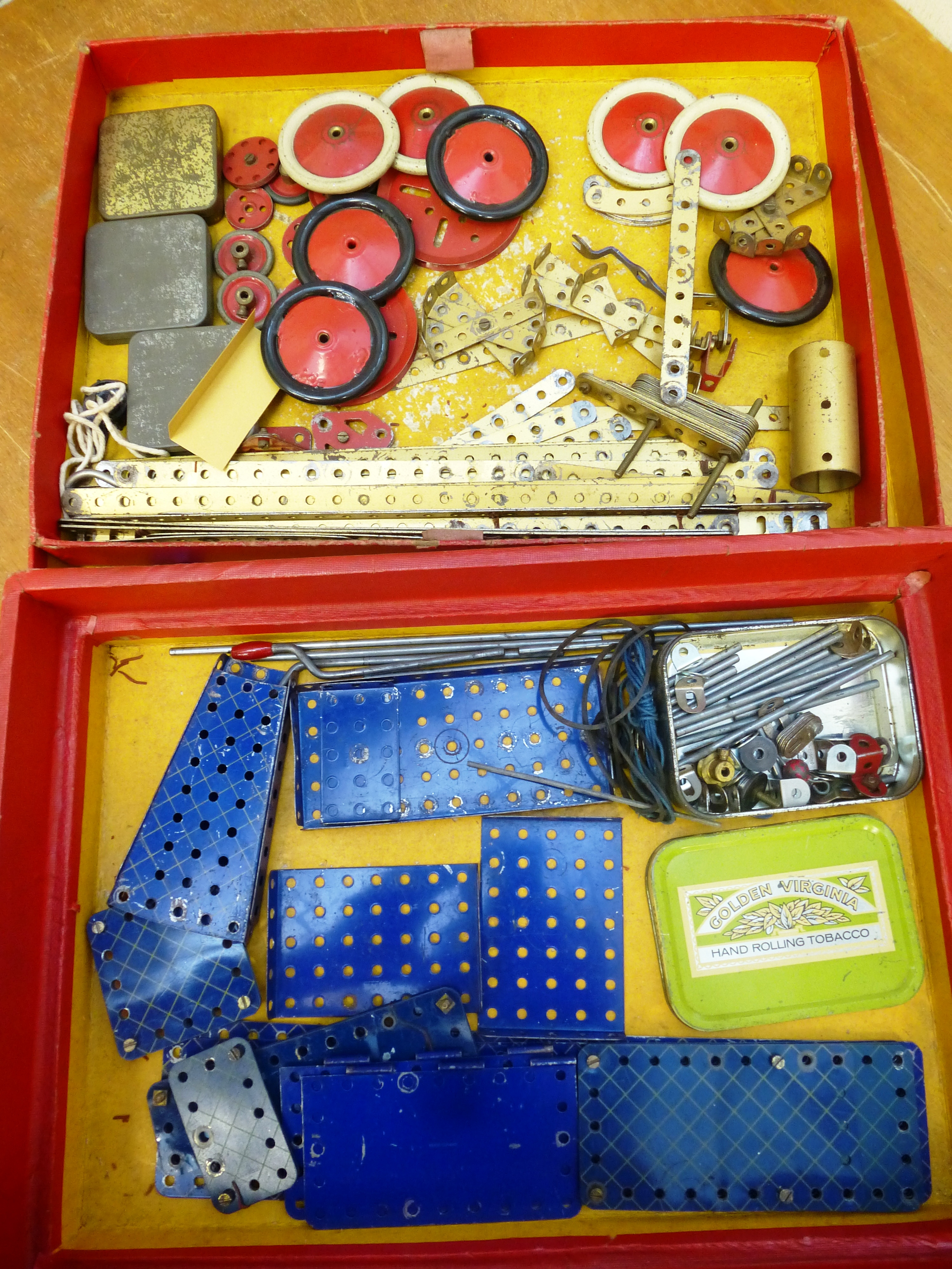 MECCANO BOX WITH ASSORTED MECCANO