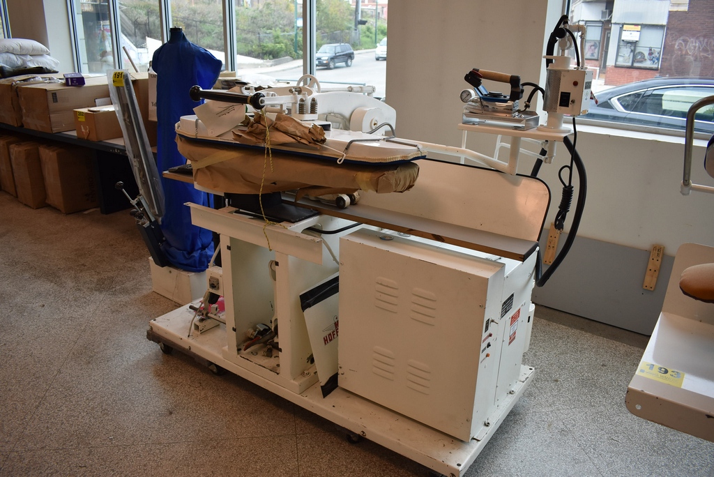 HOFFMAN FM-FX-42-S/C SELF CONTAINED STEAM PRESS S/N: 140797 W/HOFFMAN M ...