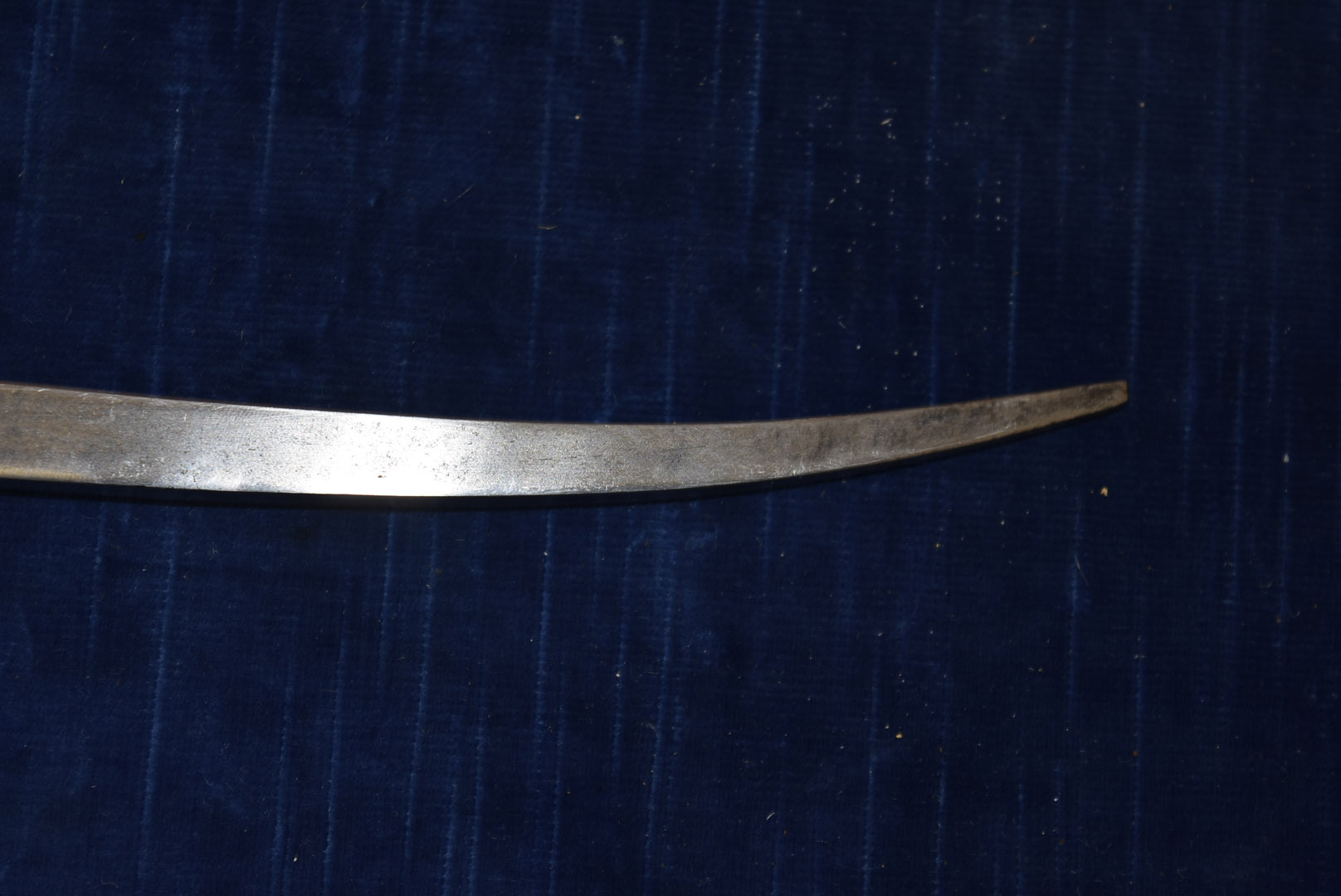 A Japanese Kabutowari or Hachiwara armour piercing dagger, with carved ...