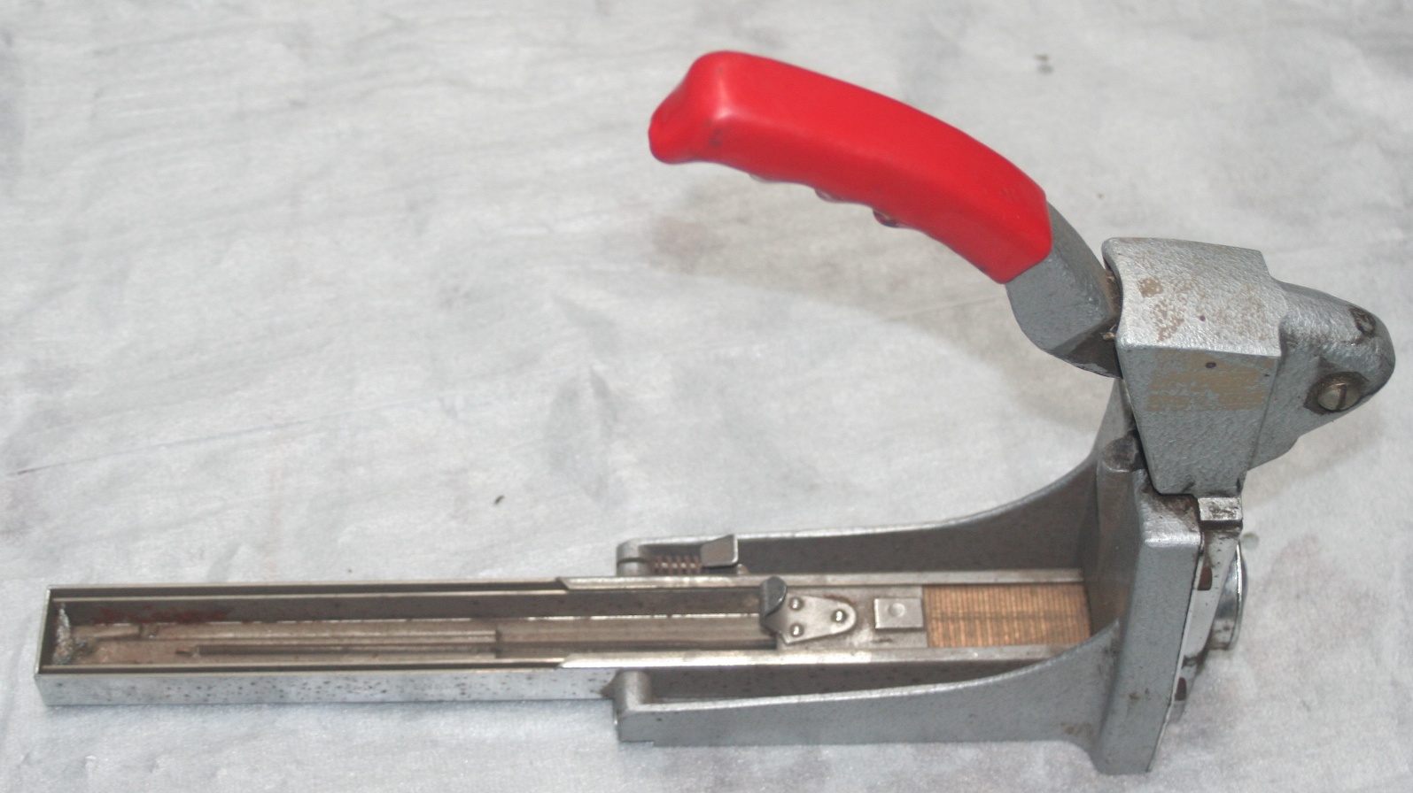 Rosetto Carton Stapler - Model DWS.27 - Warehouse / Stock Packaging ...