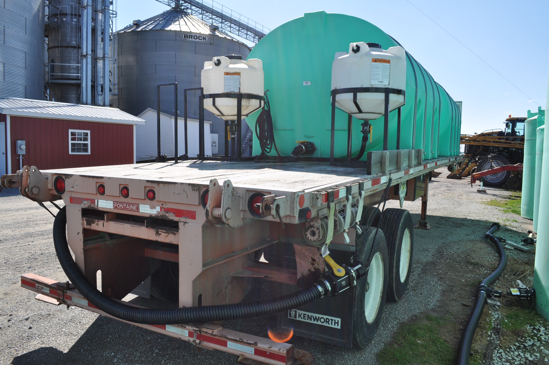 2007 32’ Fontaine semi spray-tender trailer, w/ (2) 3300 gallon poly ...