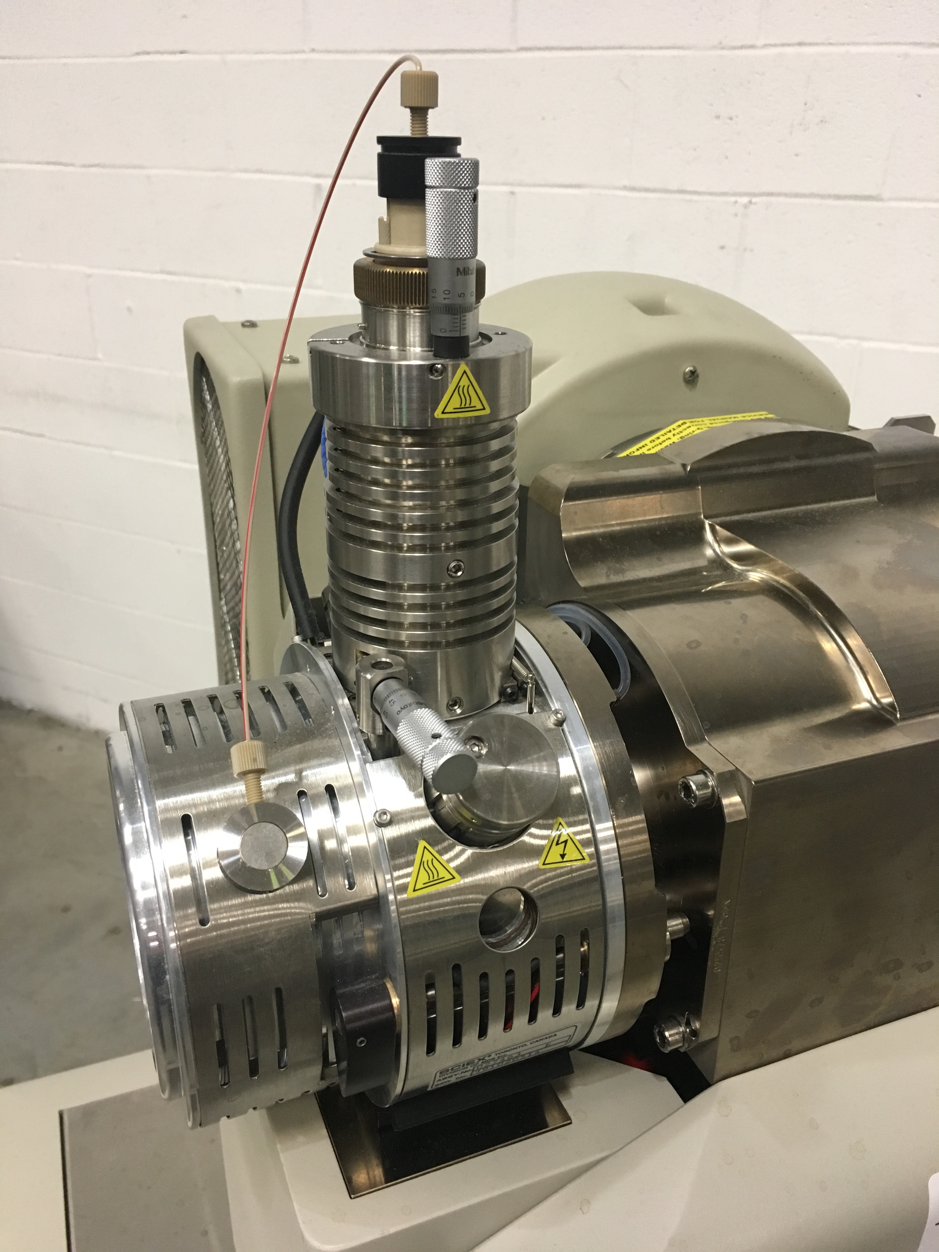 AB Sciex API 4000 Mass Spectrometer, SN: S01170207, Assy. No. 028950 ...