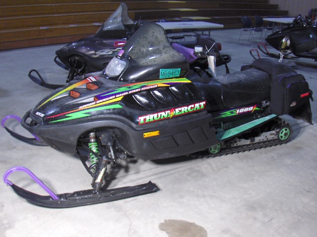 1999 ARCTIC CAT 1000 THUNDERCAT 9934209 snowmobile, owner started at ...