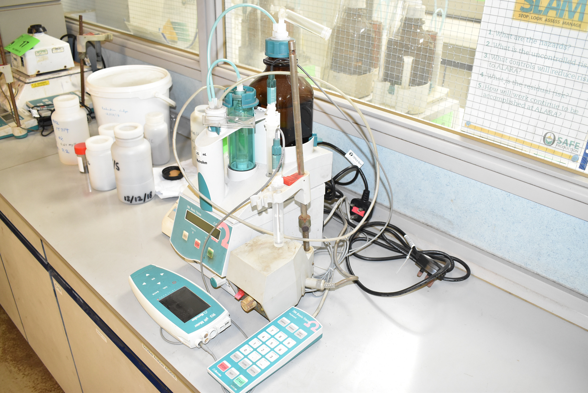 METROHM DIGITAL TITRATOR SYSTEM CONSISTING OF METROHM 794 BASIC TITRINO ...