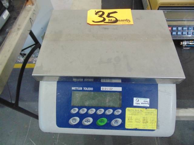 METTLER TOLEDO D-72458 DIGITAL SCALE