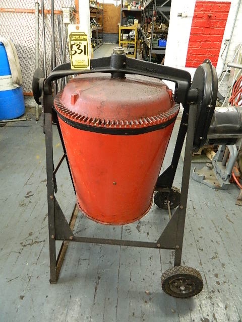 RED LION CEMENT MIXER, S/N 5199