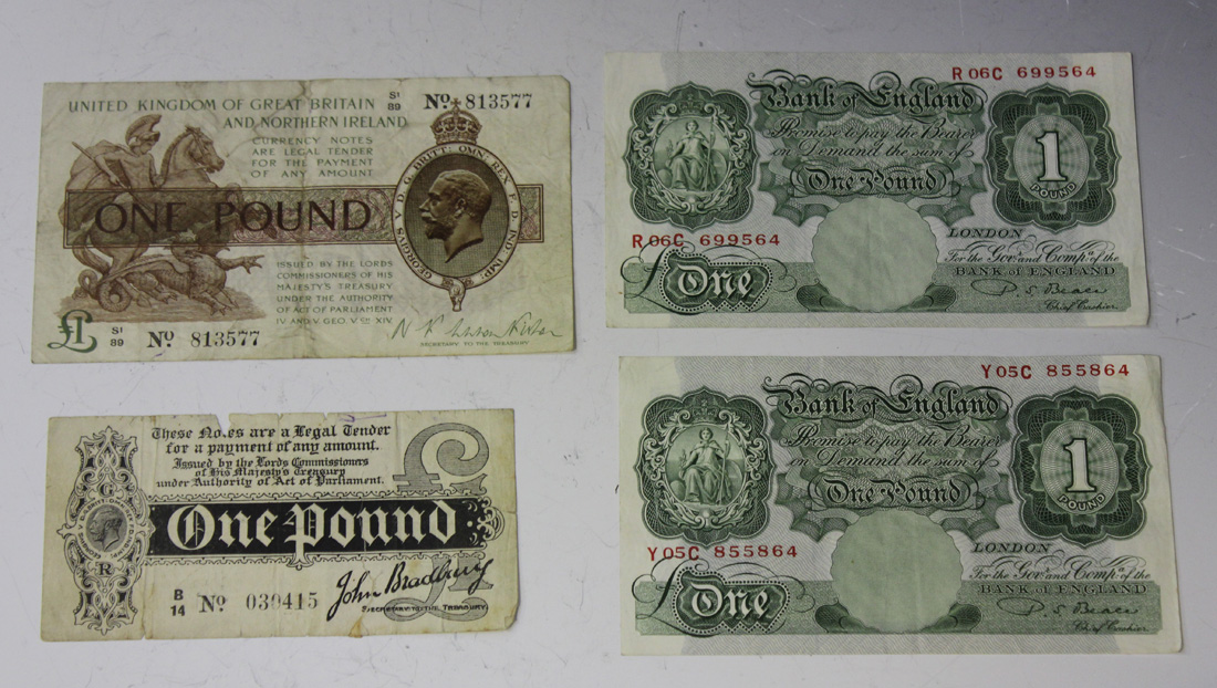 A collection of British banknotes, comprising a George V one pound note ...