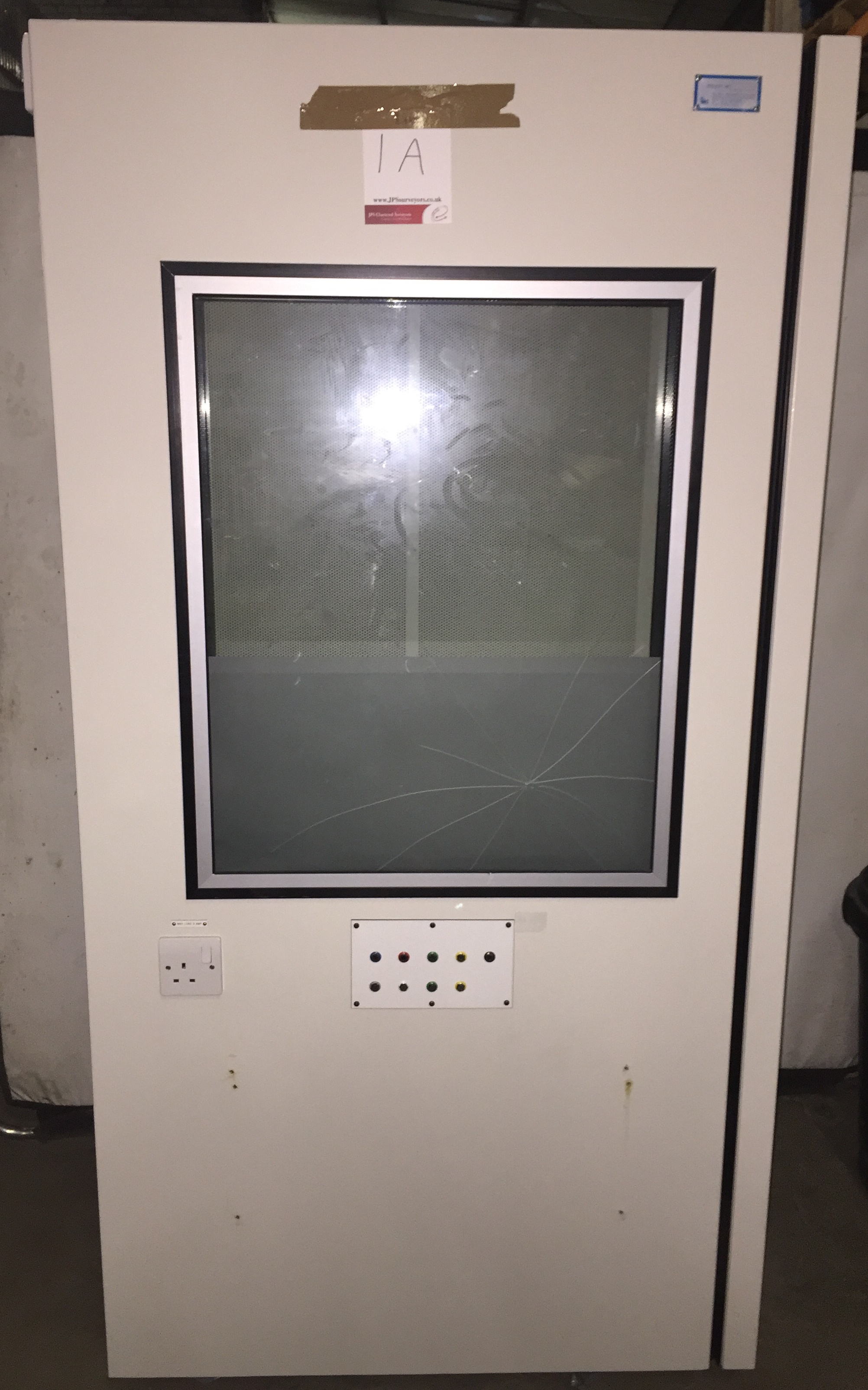 IAC 250 Acoustic Booth, Product no: HCA021 The 250 Series Mini Sound ...
