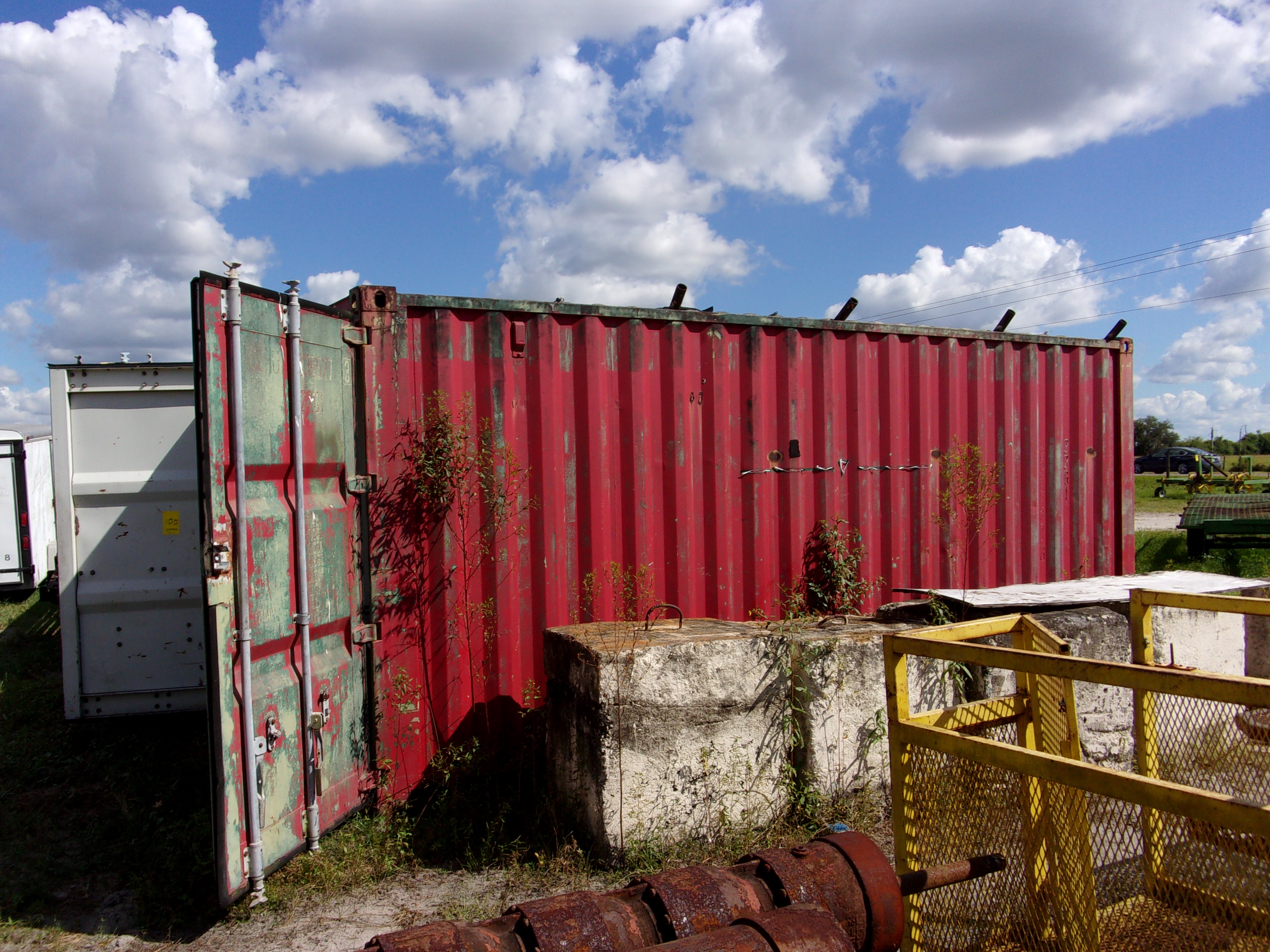 STORAGE CONNEX CONTAINER; 19' 7''L X 7' 8''W