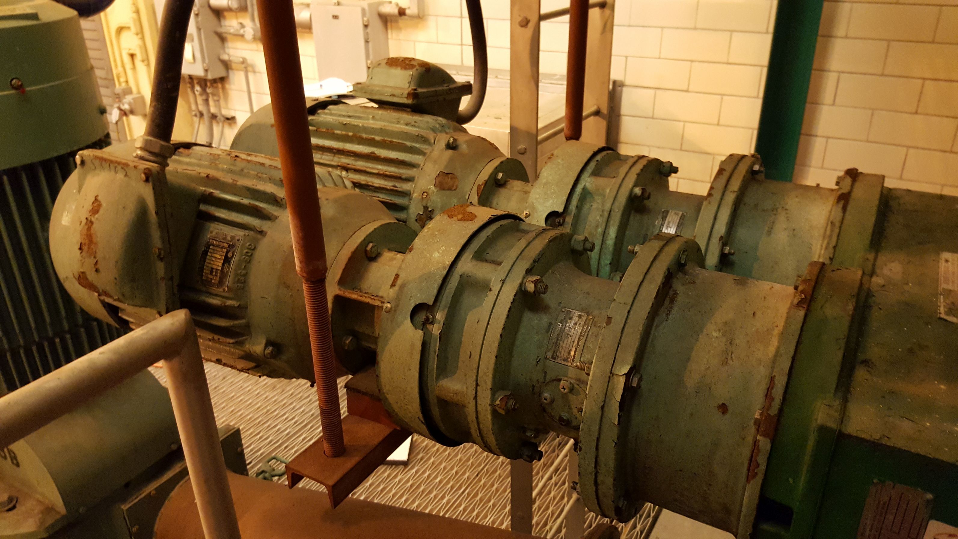 Muffin Monster Sewage Grinder Disposable Waste Systems inc, Model ...