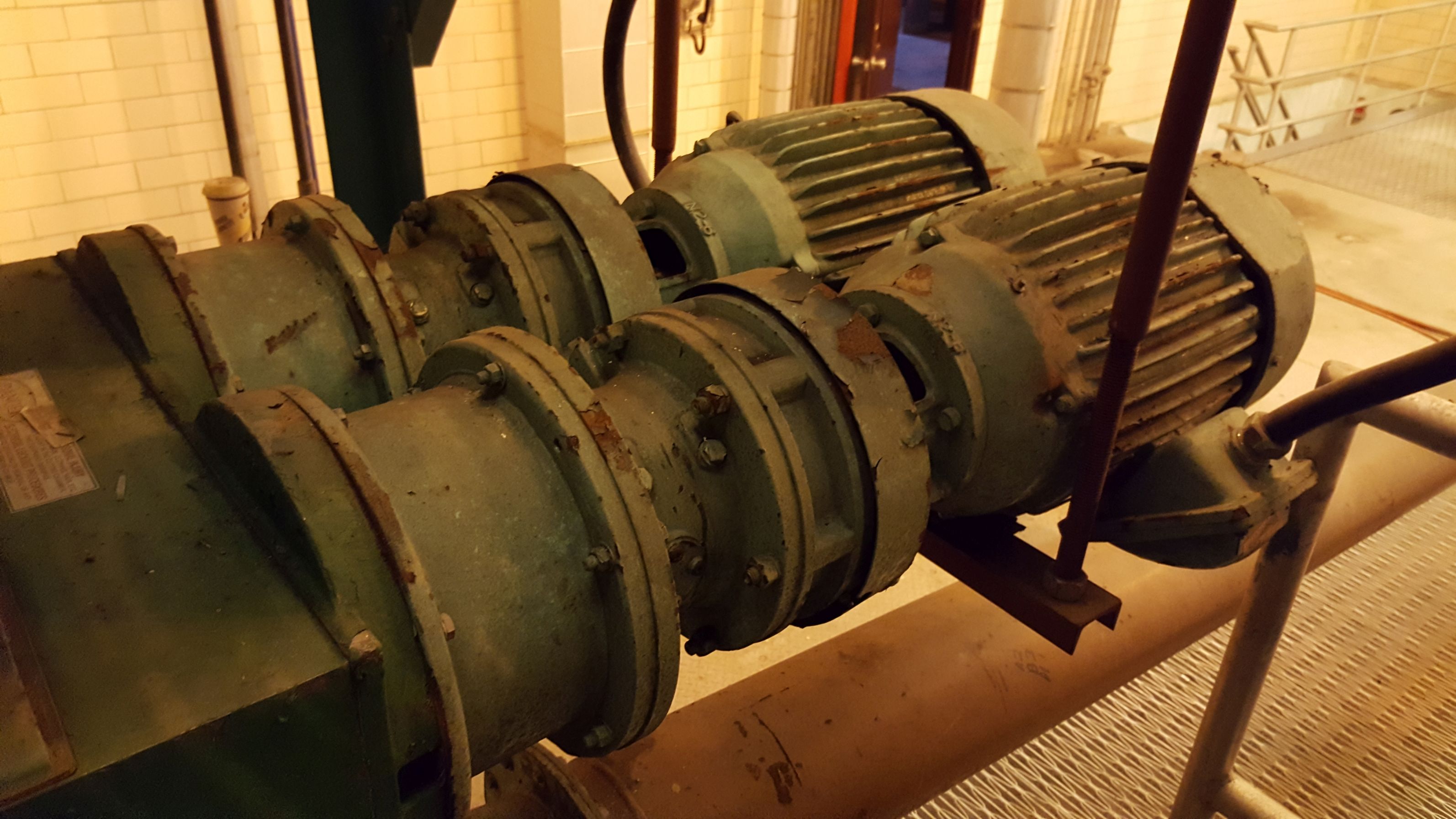 Muffin Monster Sewage Grinder. Disposable Waste Systems inc, Model ...