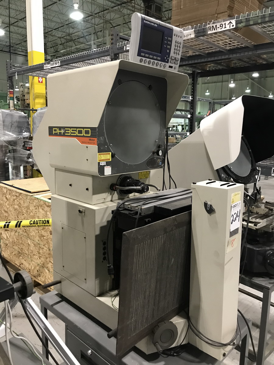 Mitutoyo PH-3500 Optical Comparator 20x Lens Zoom, 14'' Screen With ...