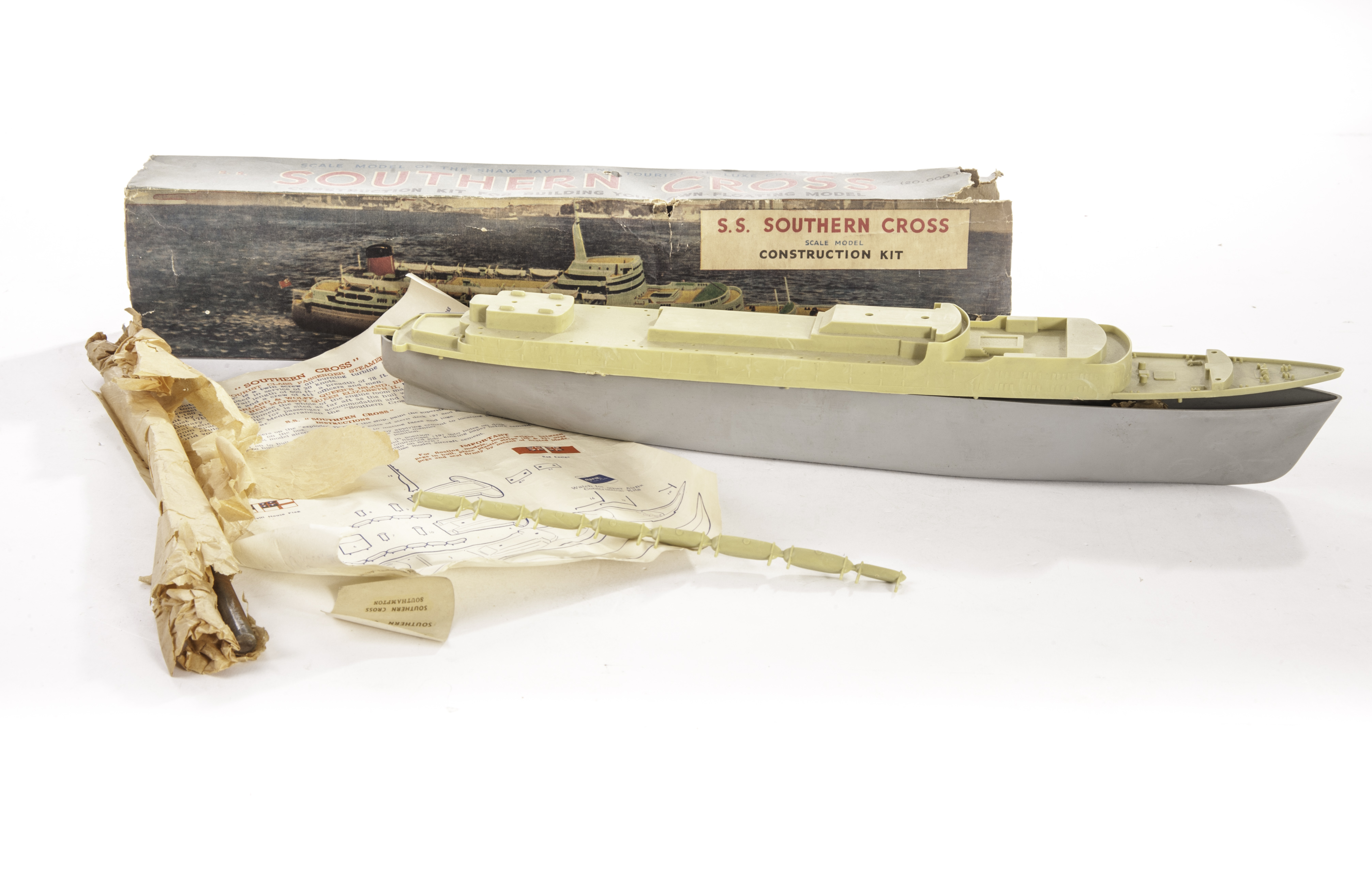 An uncommon Airfix Shaw Savill SS Southern Cross Cruise liner kit ...