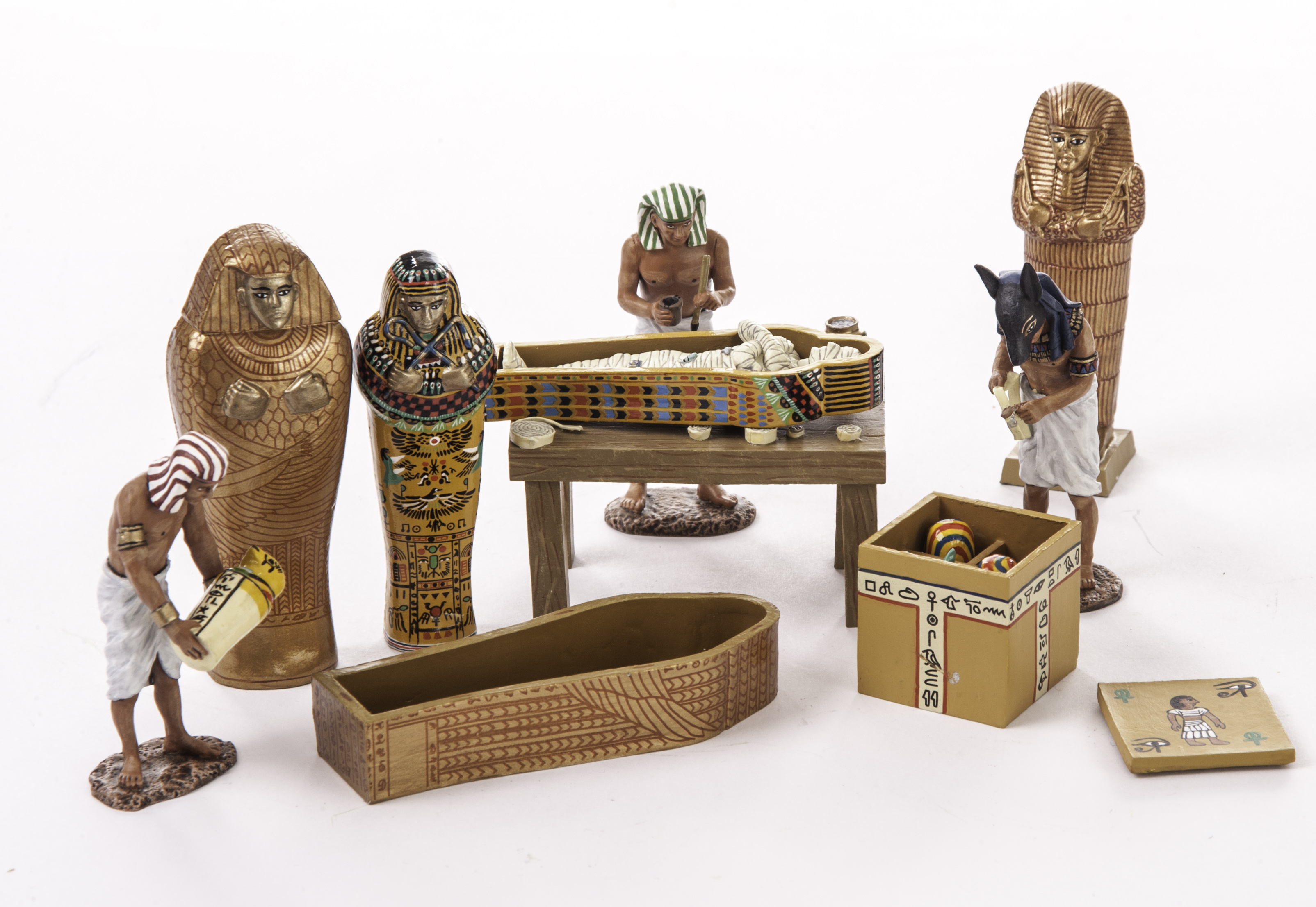 King & Country Ancient Egypt series, Wrapping the Mummy, workers (3 ...