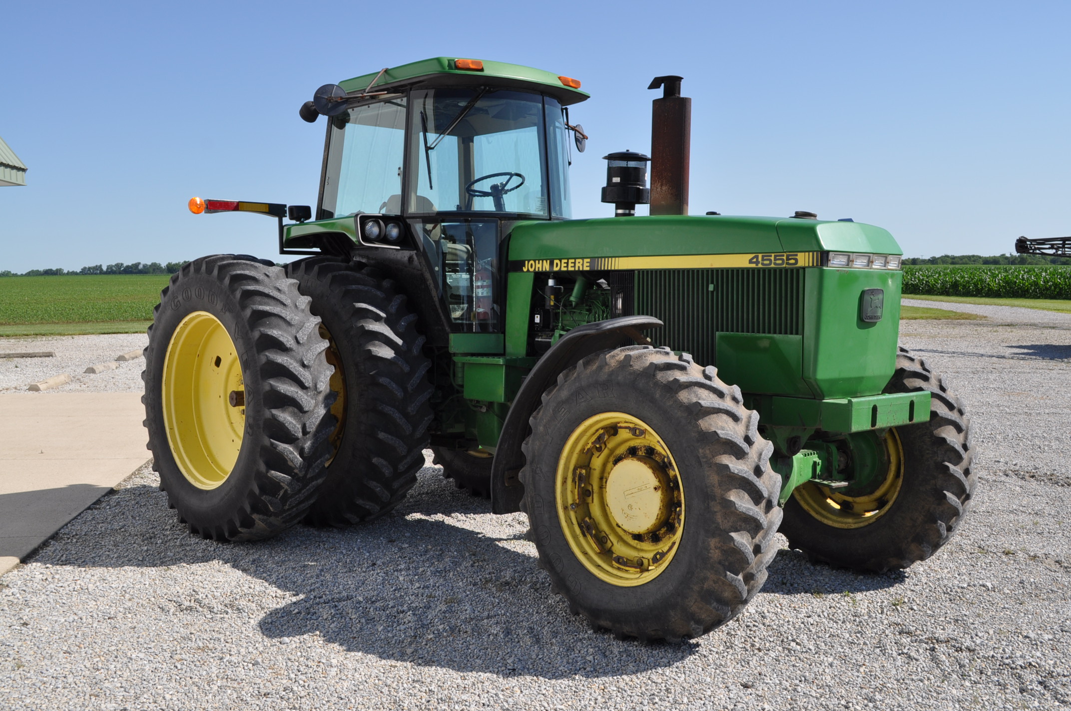John Deere 4555 tractor, MFWD, CHA, 18.4x42 duals, 14.9x30 front tires ...