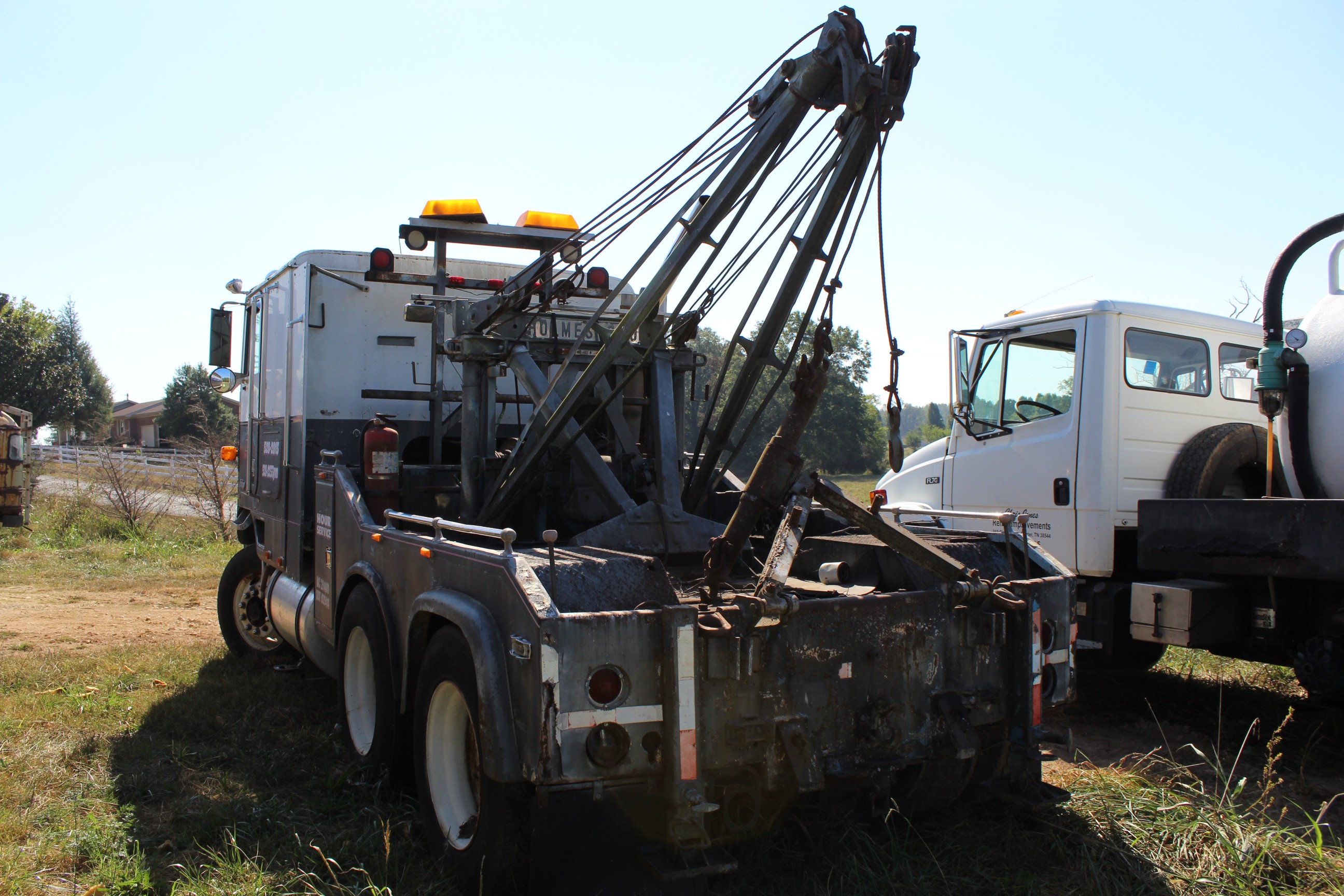 International C09670 Cab Over Wrecker w/ Holmes 600 Wrecker Bed ...