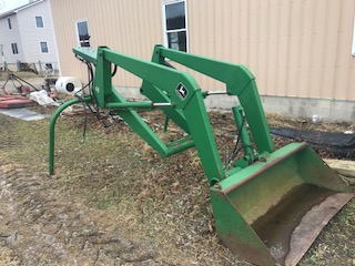 JD 48 front end loader Fits 1020, 2020, 2510, 3010, 3020, 4020, stands ...